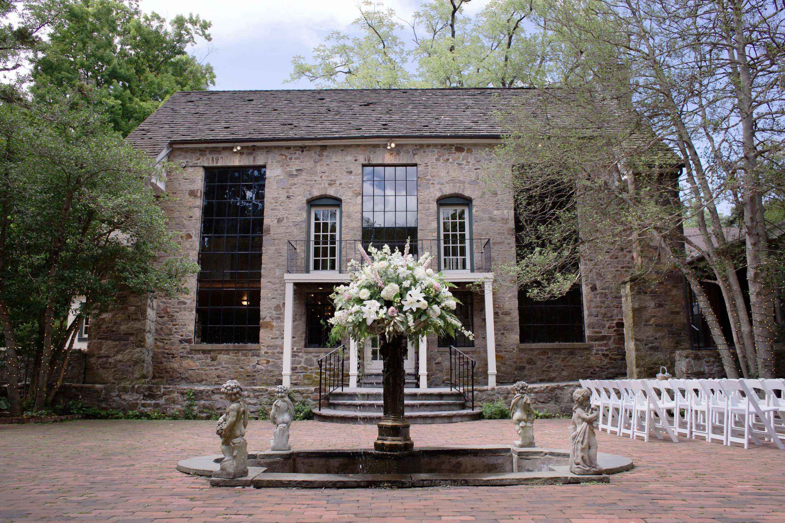 Holly Hedge Estate Summer Wedding photos gallery. New Hope Wedding ...