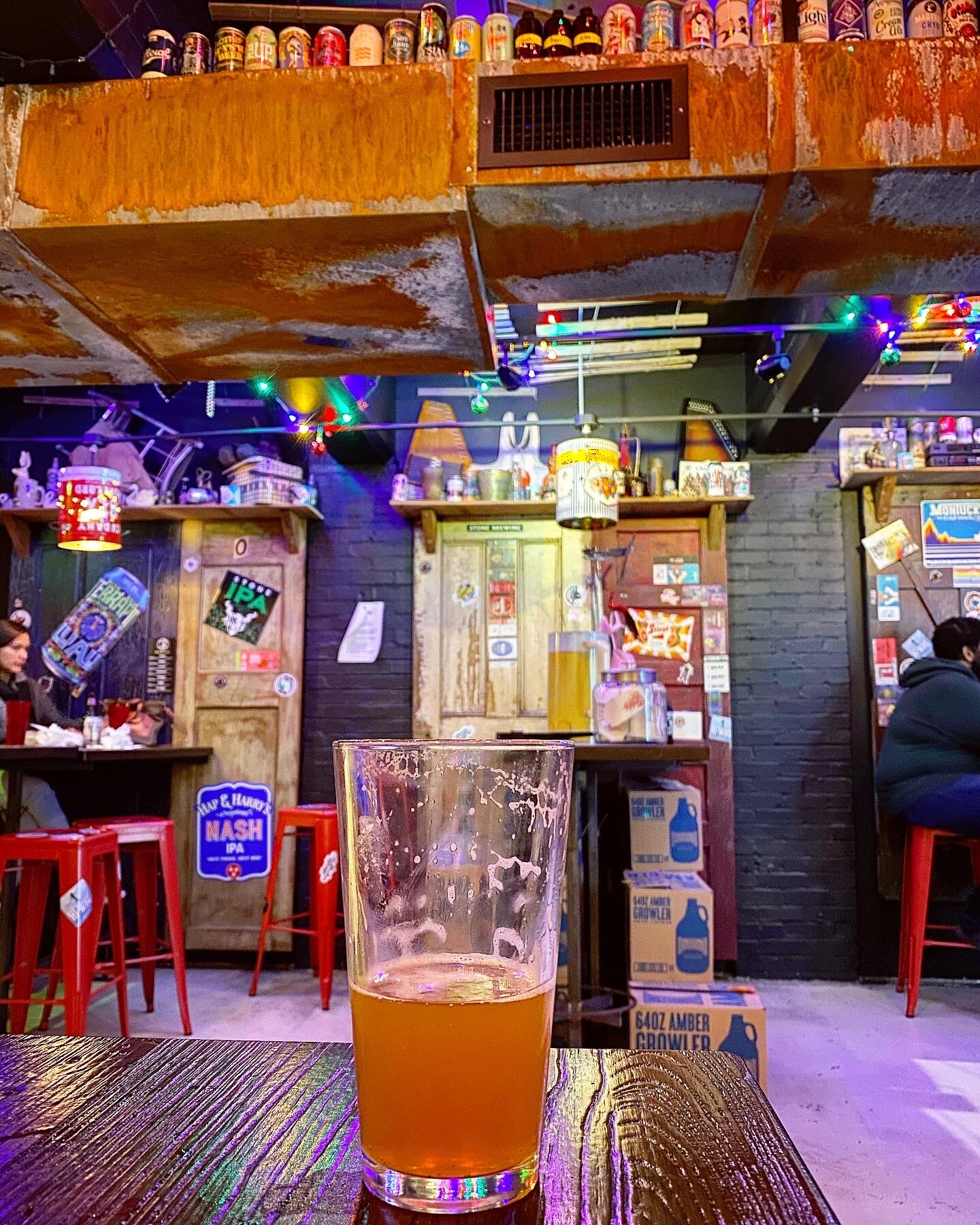 Jack Brown’s Beer and Burger Joint — wine.dine.nashville.