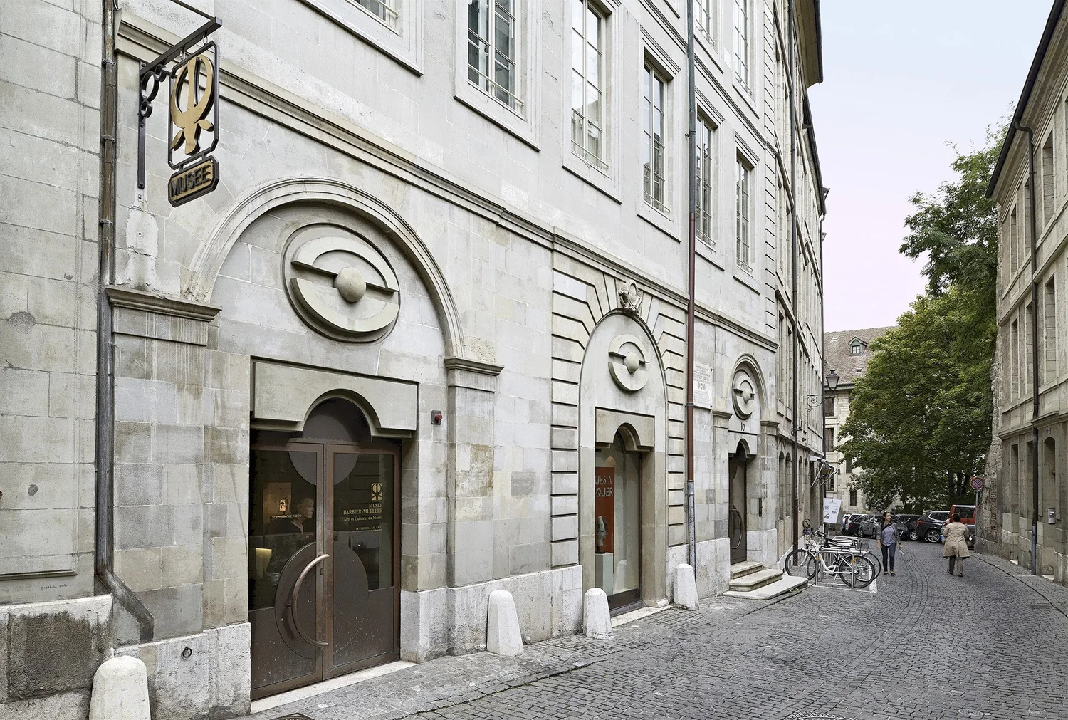 Now Showing | Dong Son Art, Southeast Asia in the Barbier-Mueller ...