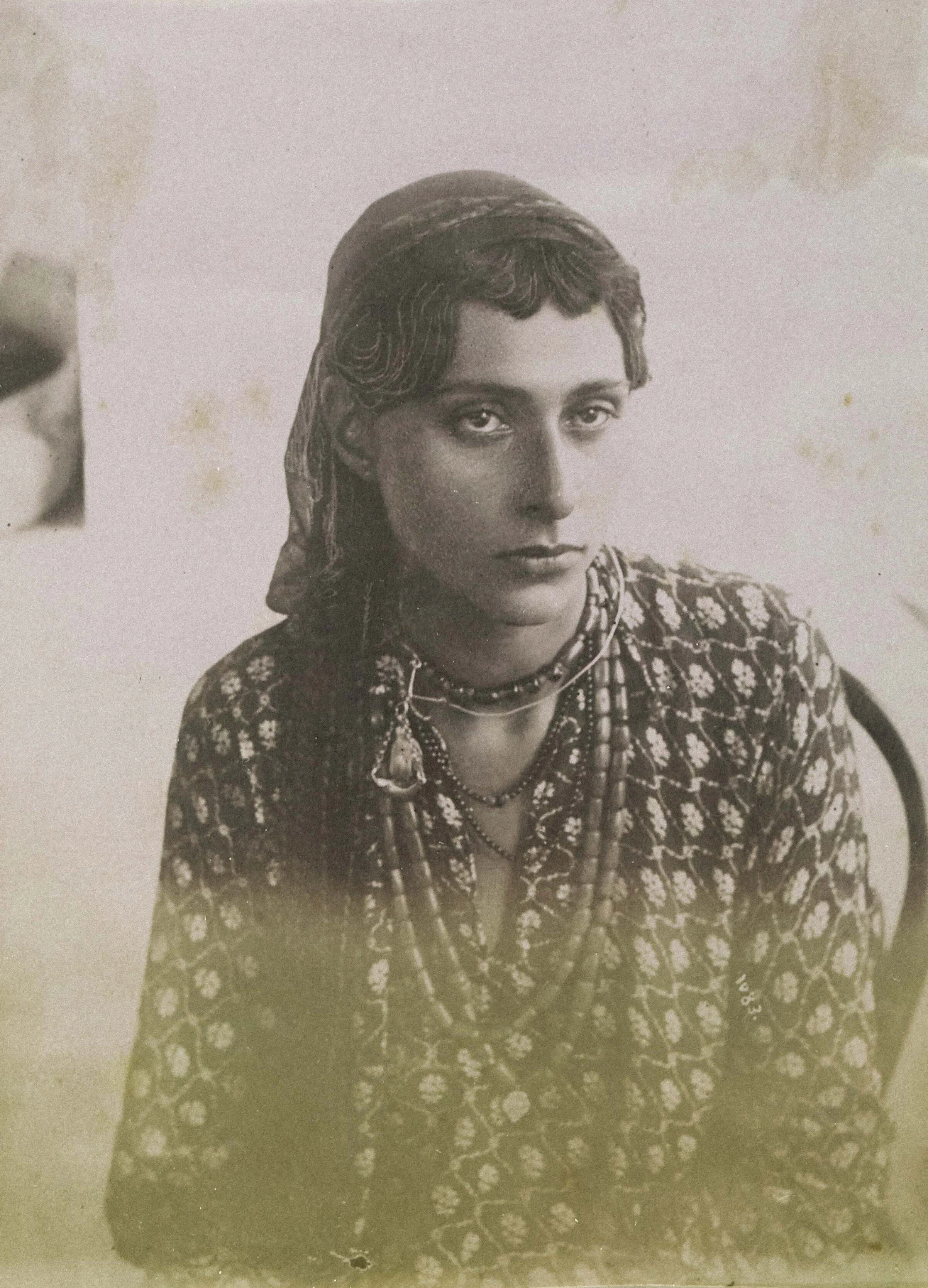 Iran: Portrait of a Country at Museum Rietberg — Art of The Ancestors ...