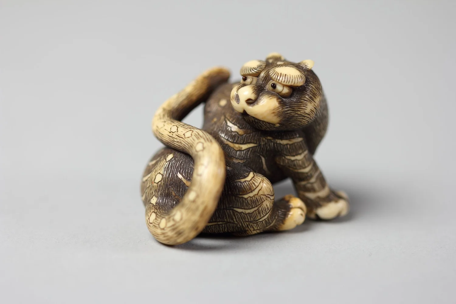 Resource Spotlight | “Netsuke: Masterpieces from The Metropolitan Museum of Art” by Barbra Teri ...