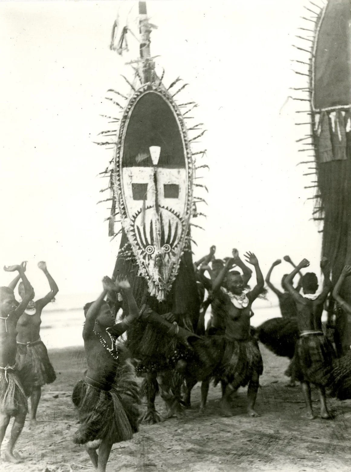 Spirit Boards of the Papuan Gulf at the British Museum — Art of The ...