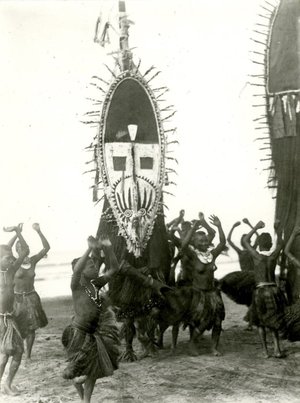 Spirit Boards of the Papuan Gulf at the British Museum — Art of The ...