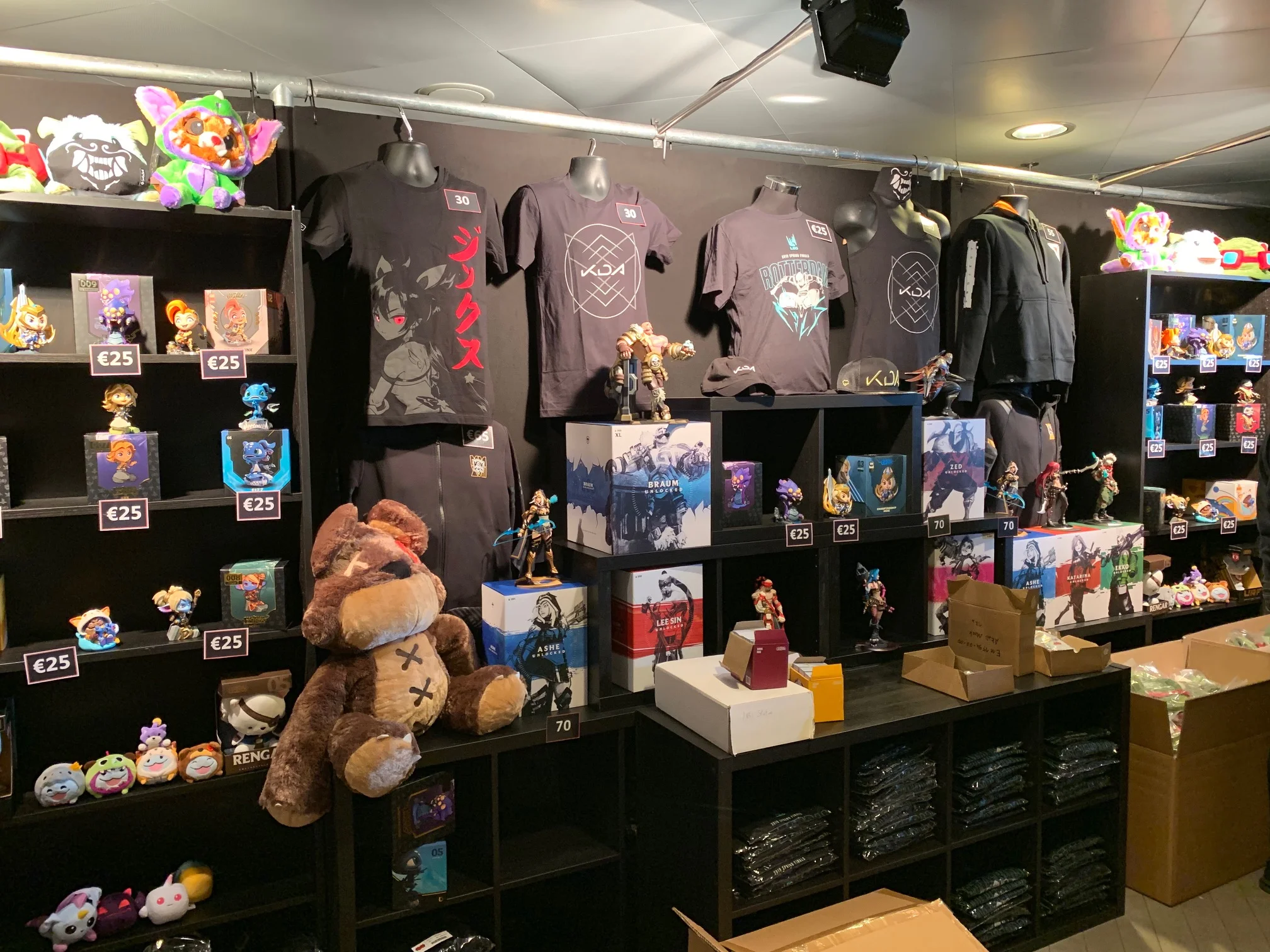 Legends of Merch