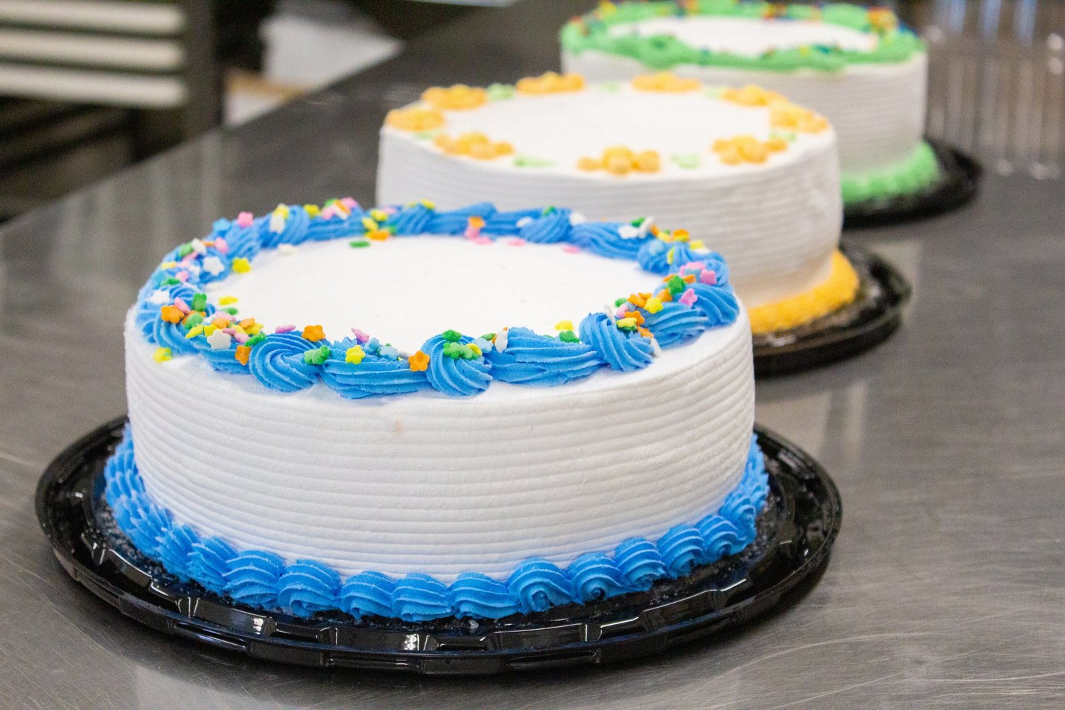Crescent Ridge Ice Cream Cakes — Crescent Ridge Dairy Bar