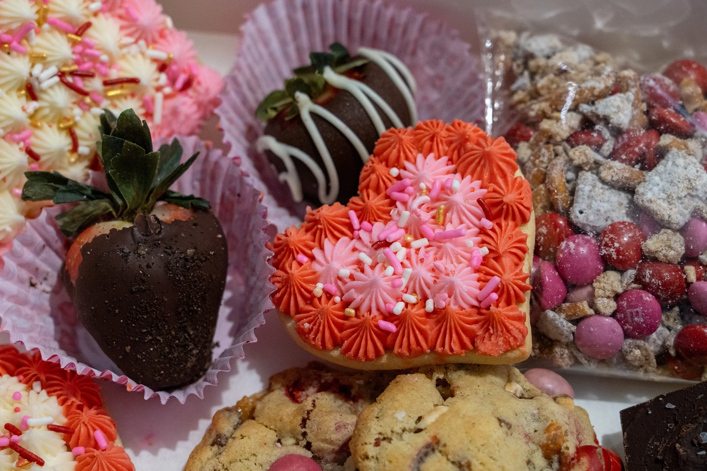Valentines Cookie Box — Little Ladies Soft Serve