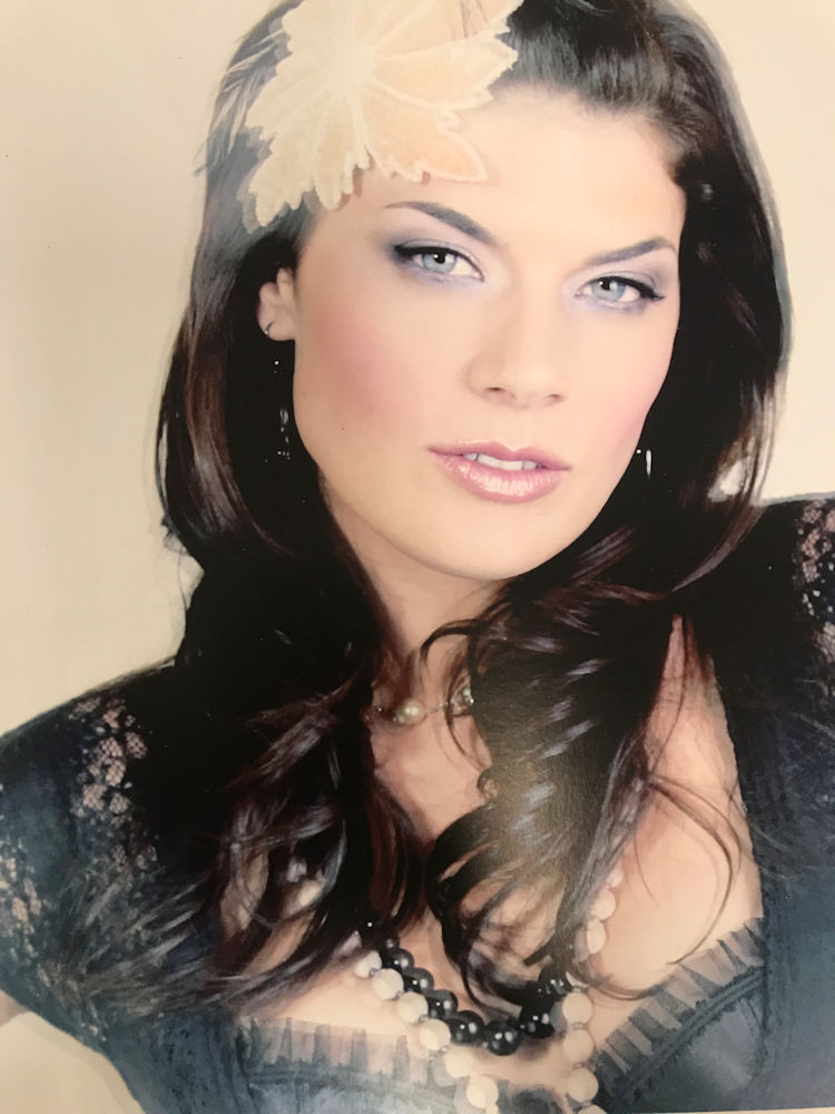 Classic Curve Division — Tamblyn Model Management