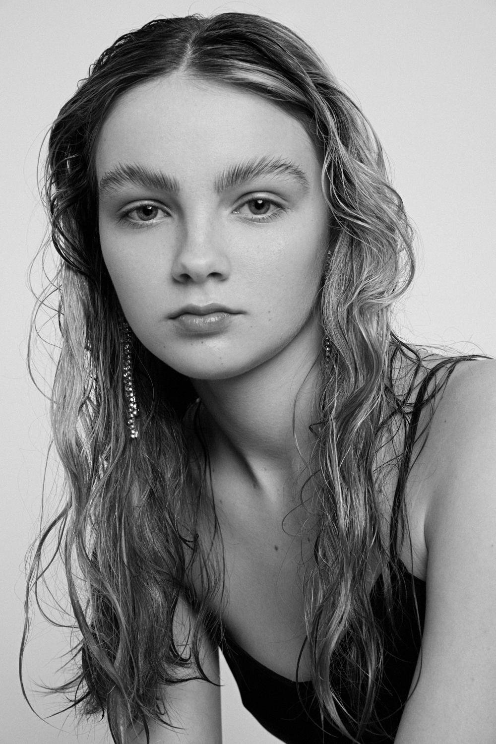 Women's Division — Tamblyn Model Management