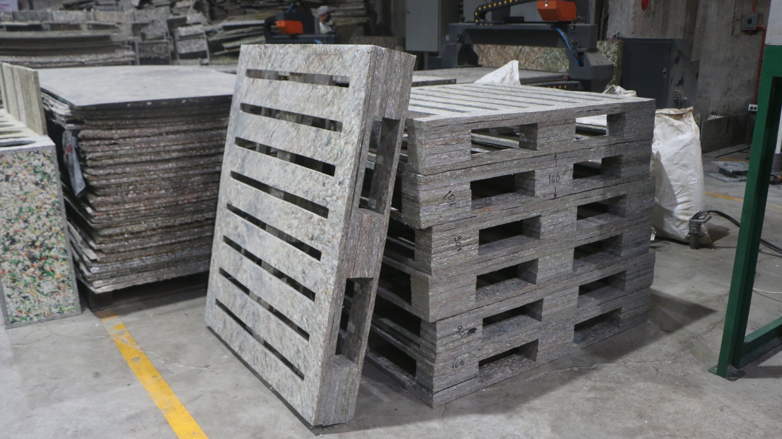 Circular Pallets — The Plastic Flamingo