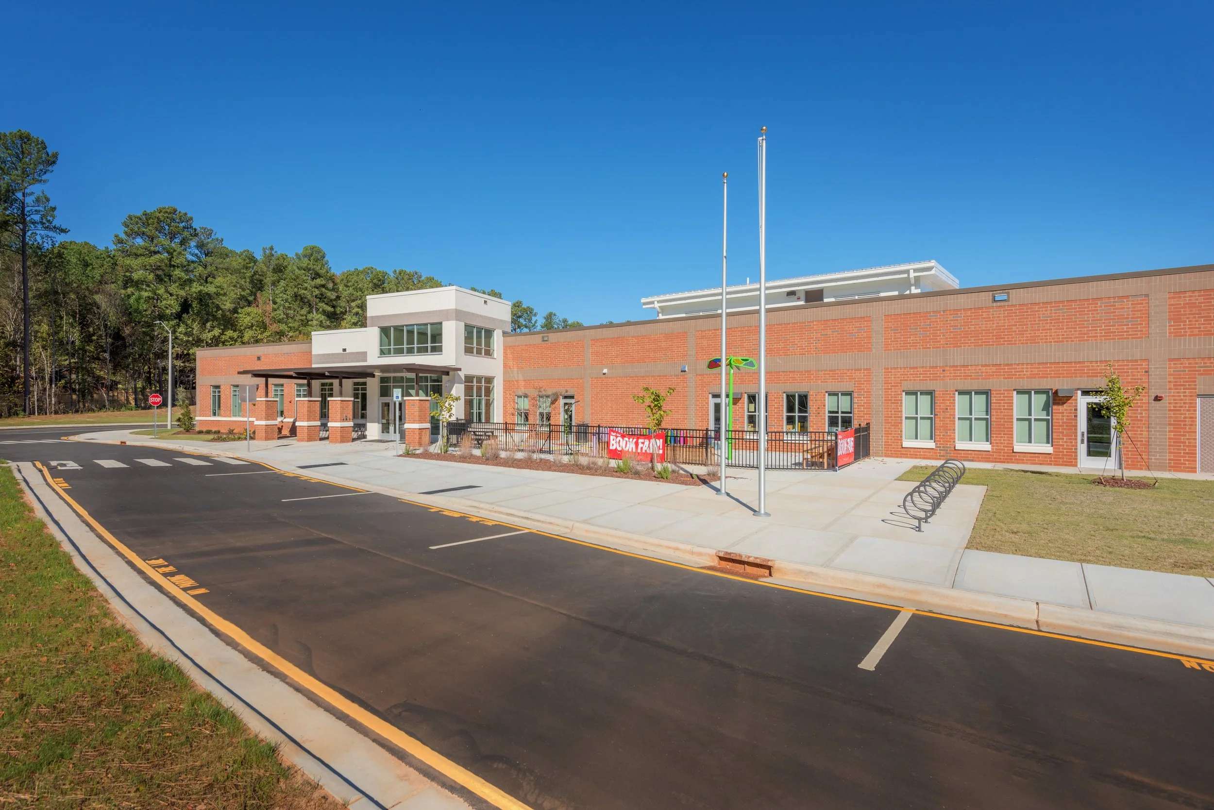 Barton Pond Elementary School — D.A. Everett
