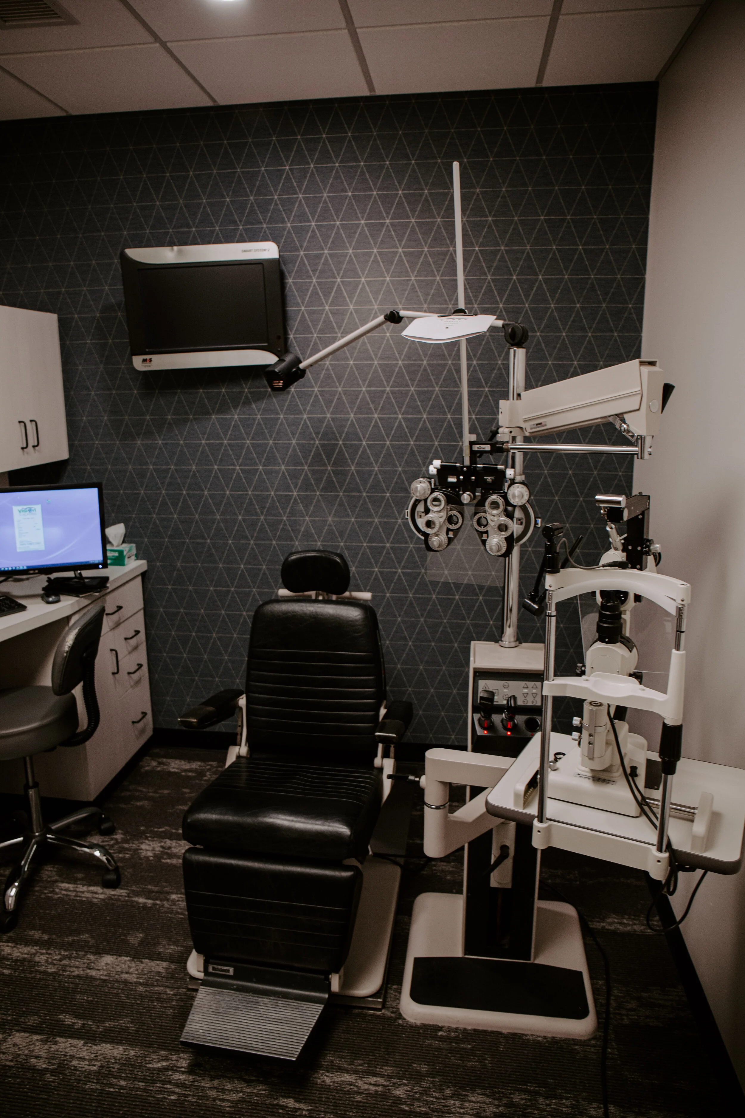 Locations — Dakota Vision Center