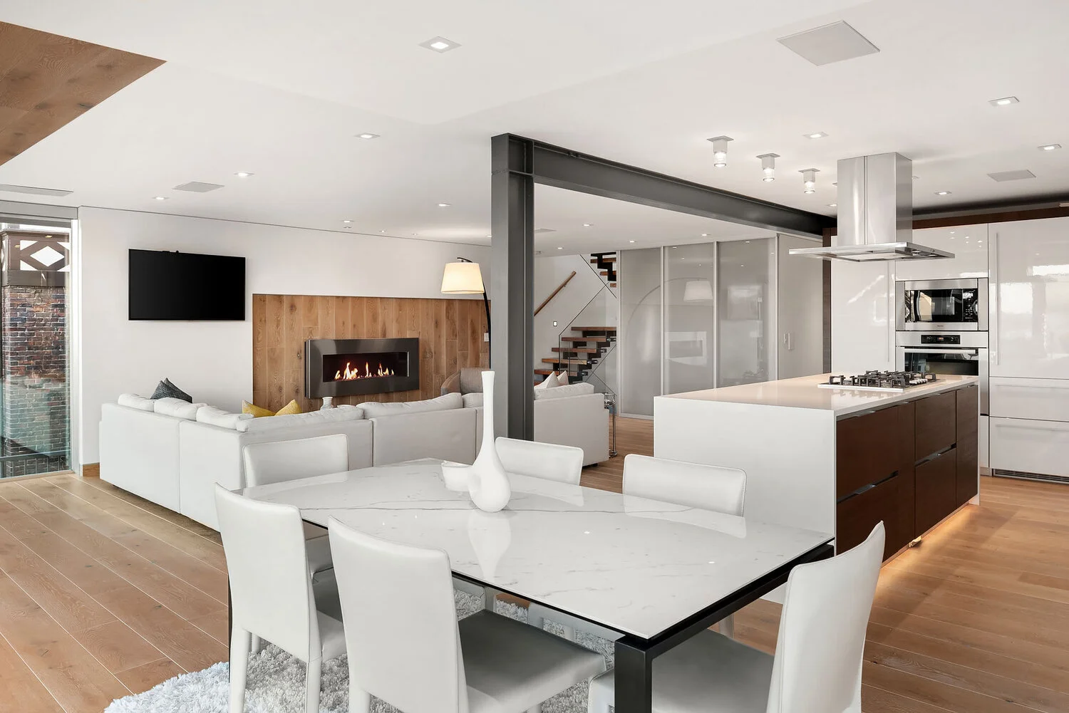 Live In One Of Seattle's Most Impressive Neighborhoods: Queen Anne ...