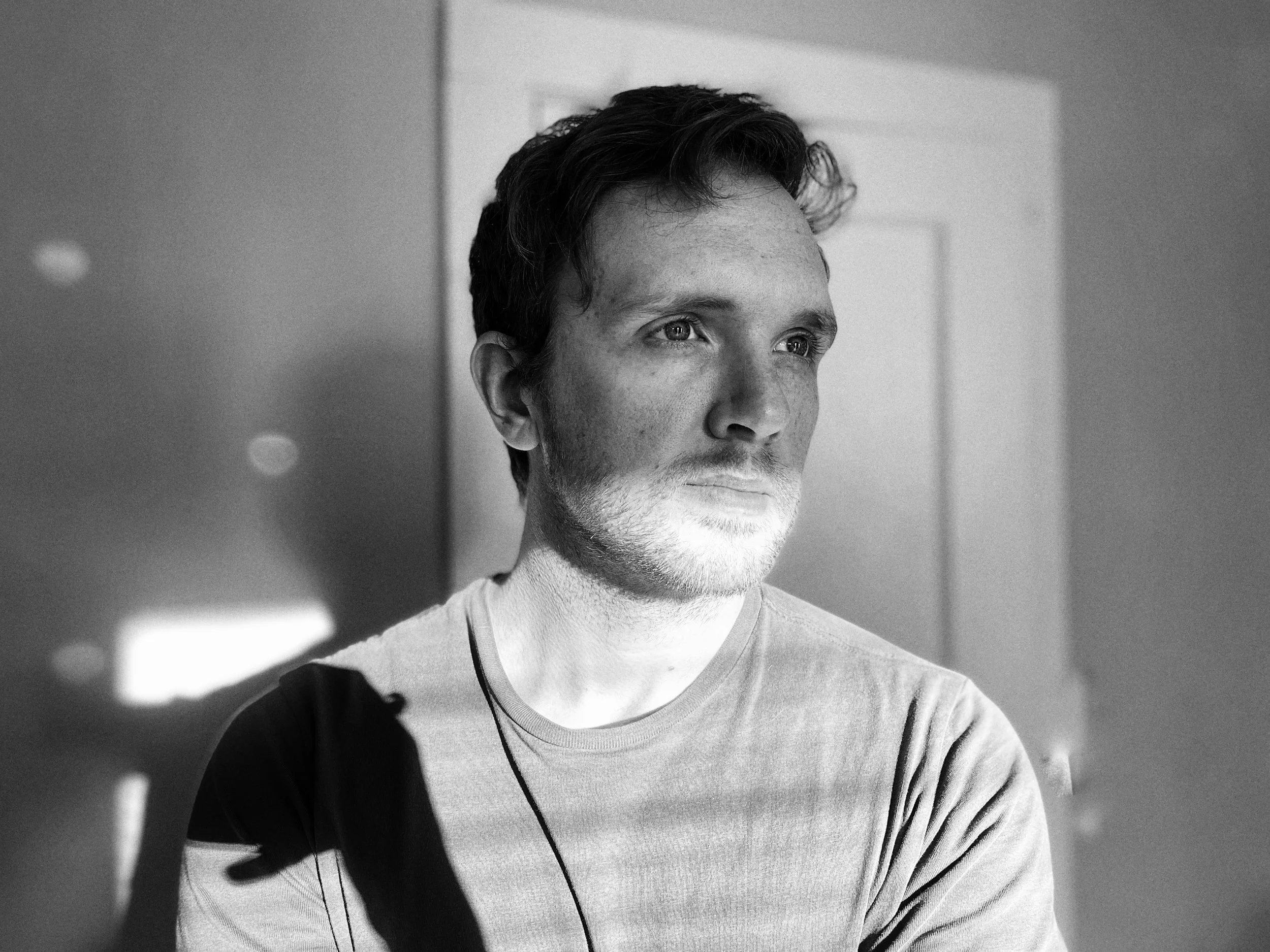 About + Contact — Ian Bauer