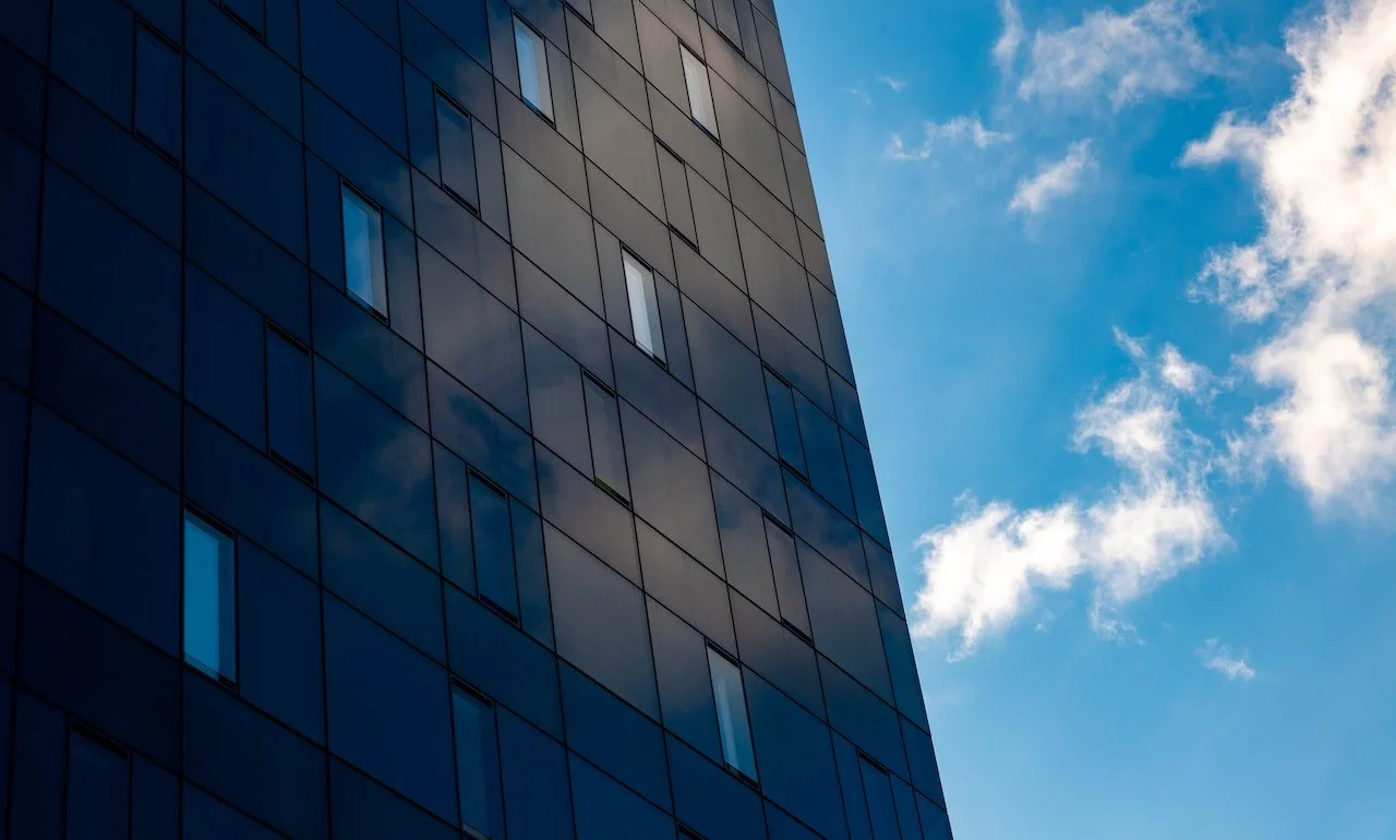 Certificación EDGE vs LEED: Diferencias y similitudes