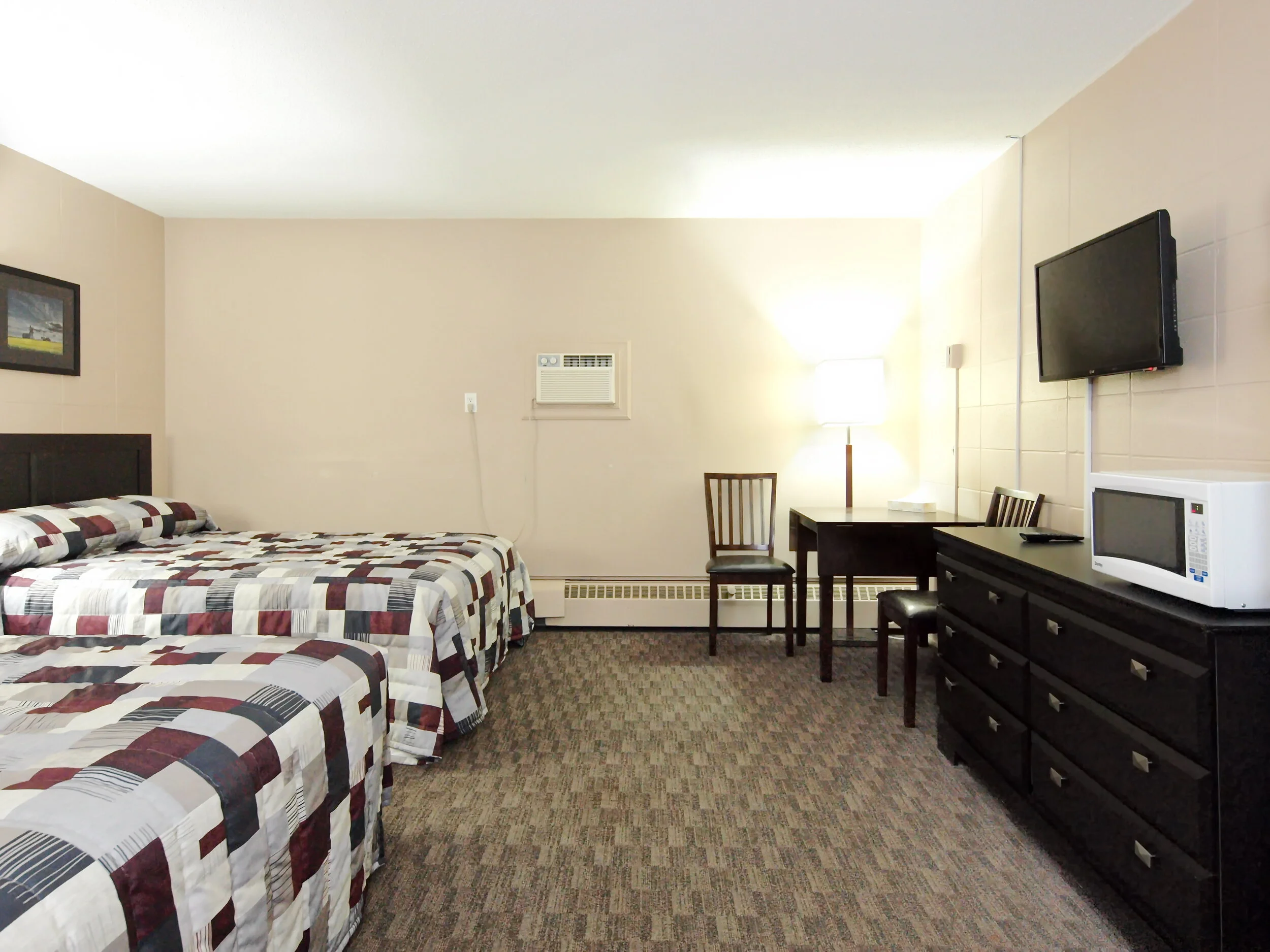 Rates — Canadian Motor Inn