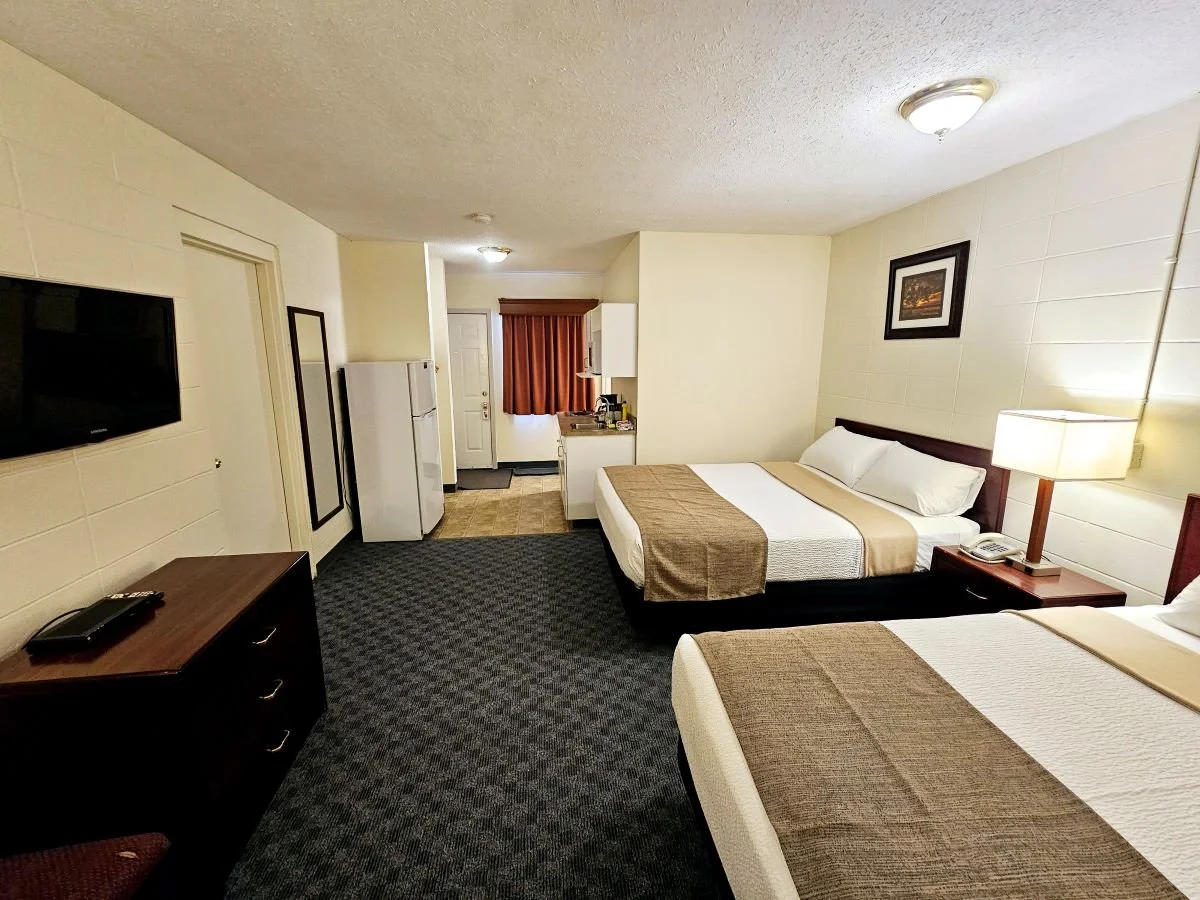 Rates — Canadian Motor Inn