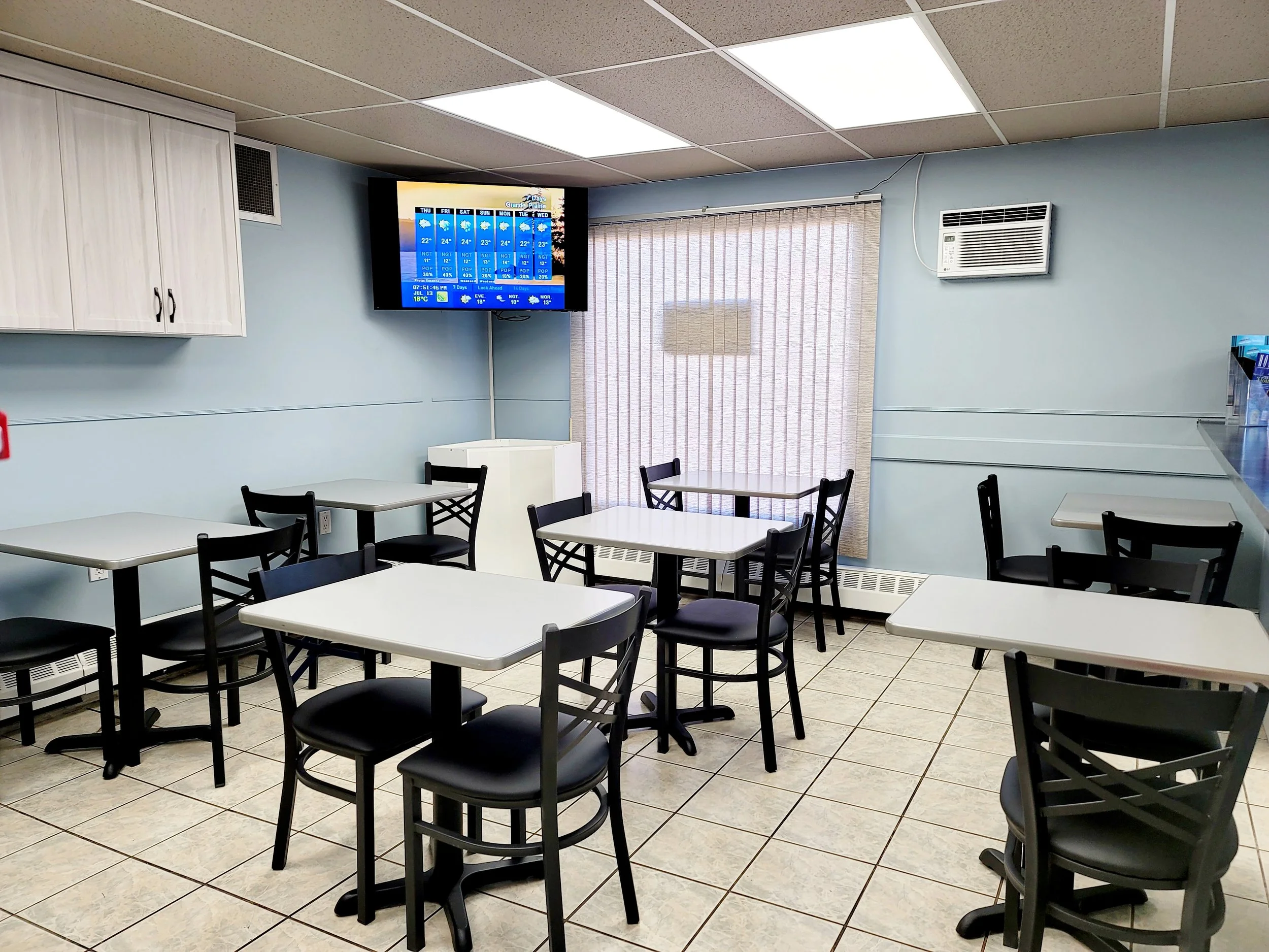 Amenities — Canadian Motor Inn