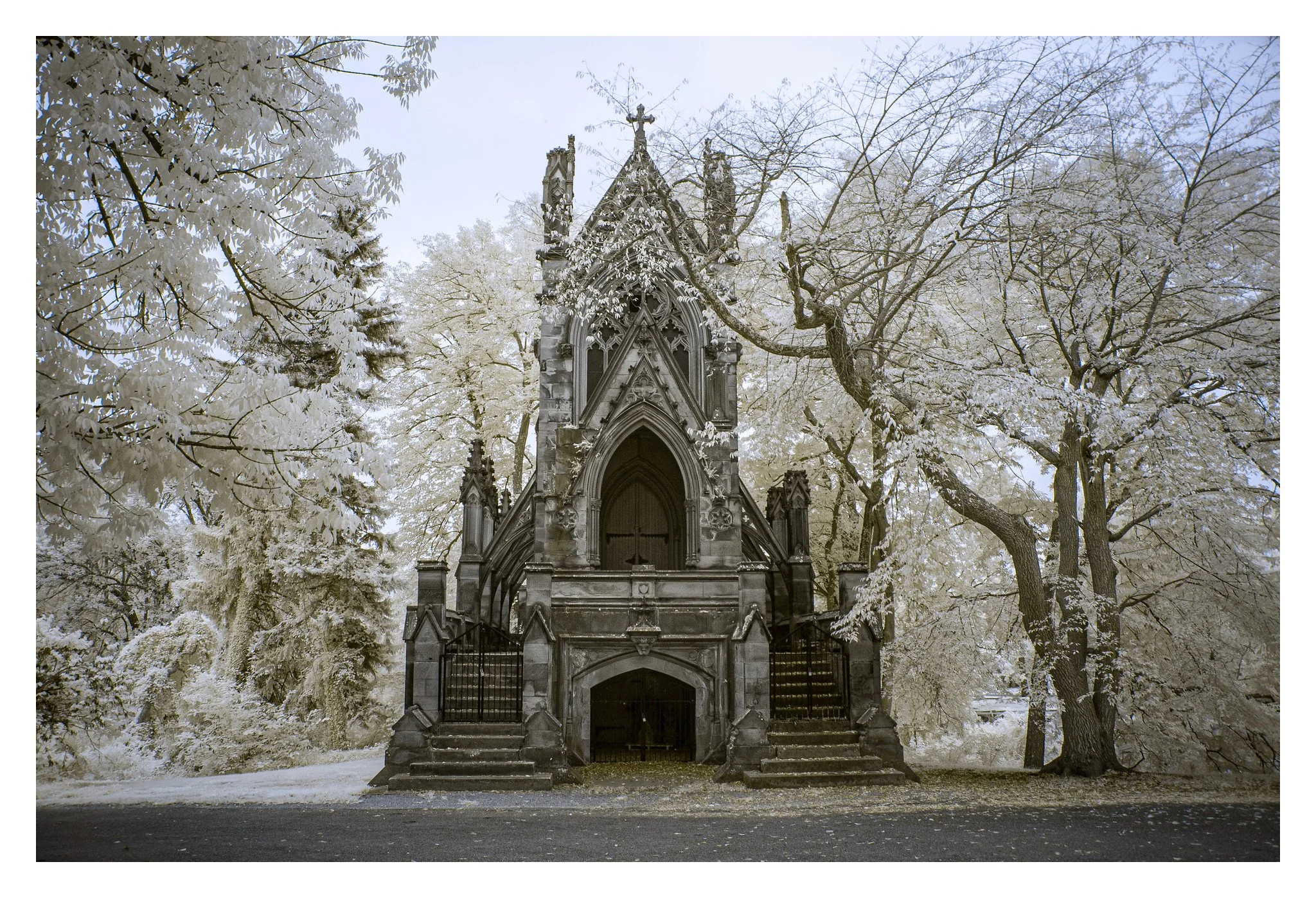 Spring Grove Cemetery in Infrared - Images and History — Jeremy Mudd ...