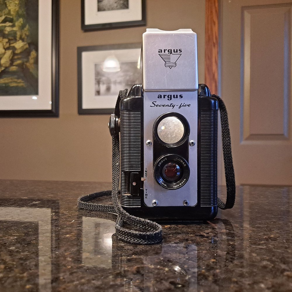 1950's thrift store cameras - which one to buy? — Jeremy Mudd Photography