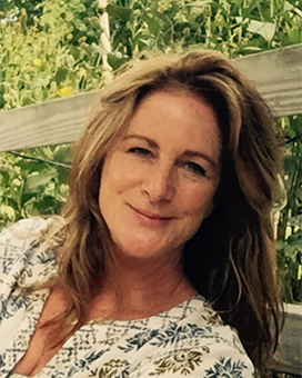 Julie Hicks's Instagram, Twitter & Facebook on IDCrawl