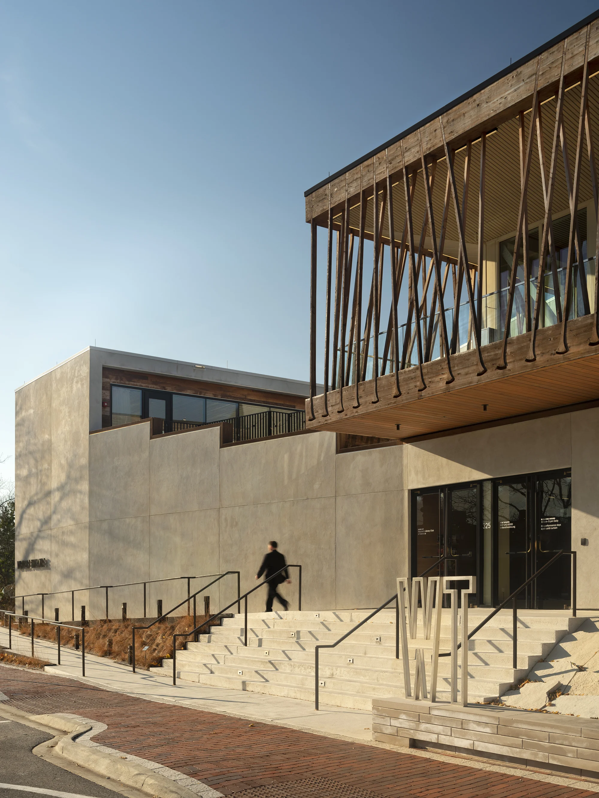 STUDIO GANG | WRITERS THEATER | GLENCOE — NIC LEHOUX