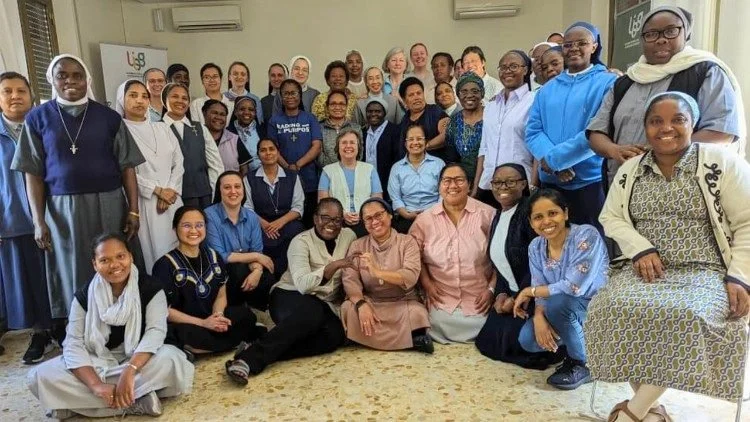 Program equips Religious Women to be 'graced companions' in formation ...