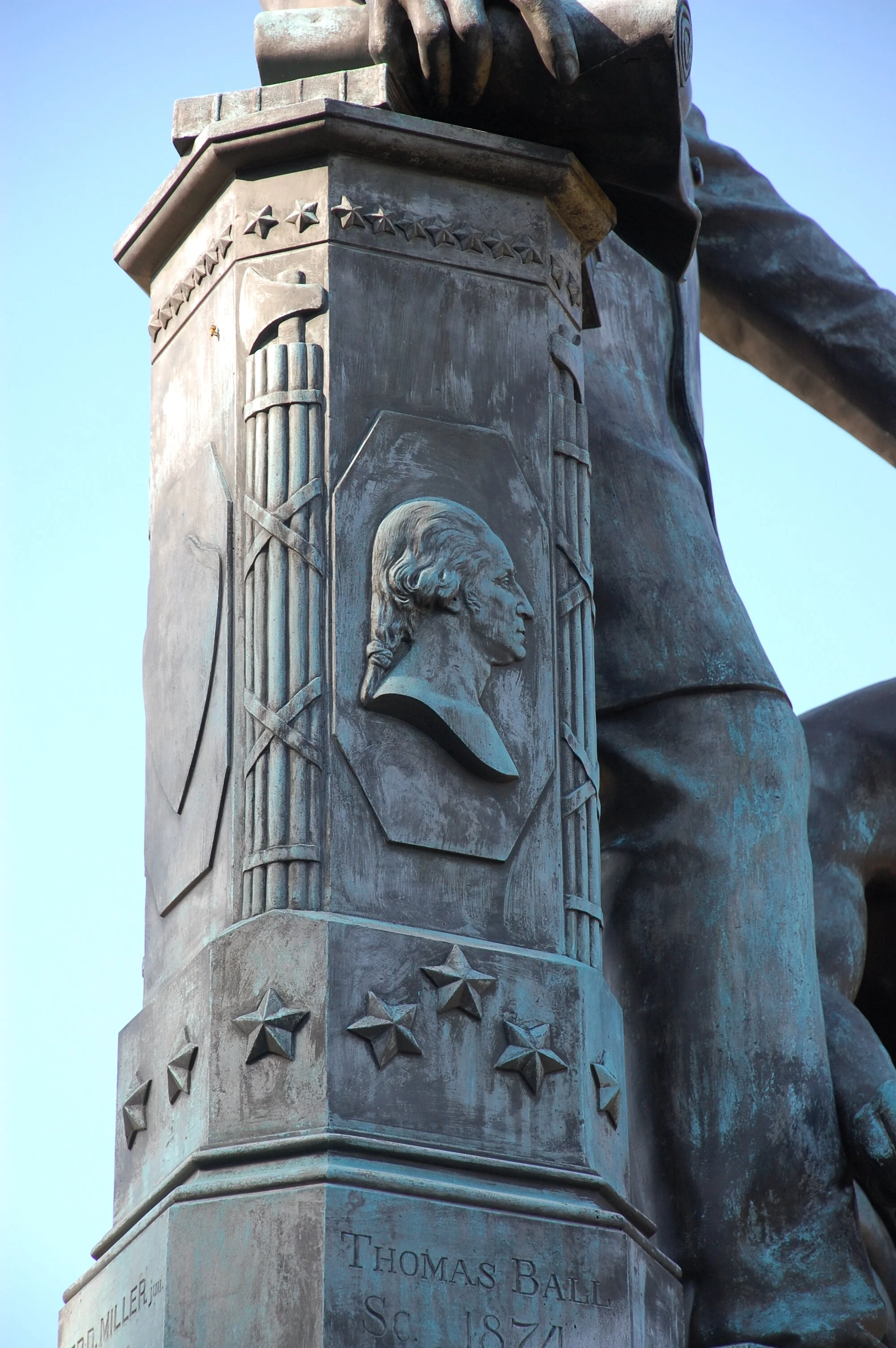 On Monuments — Renée Ater