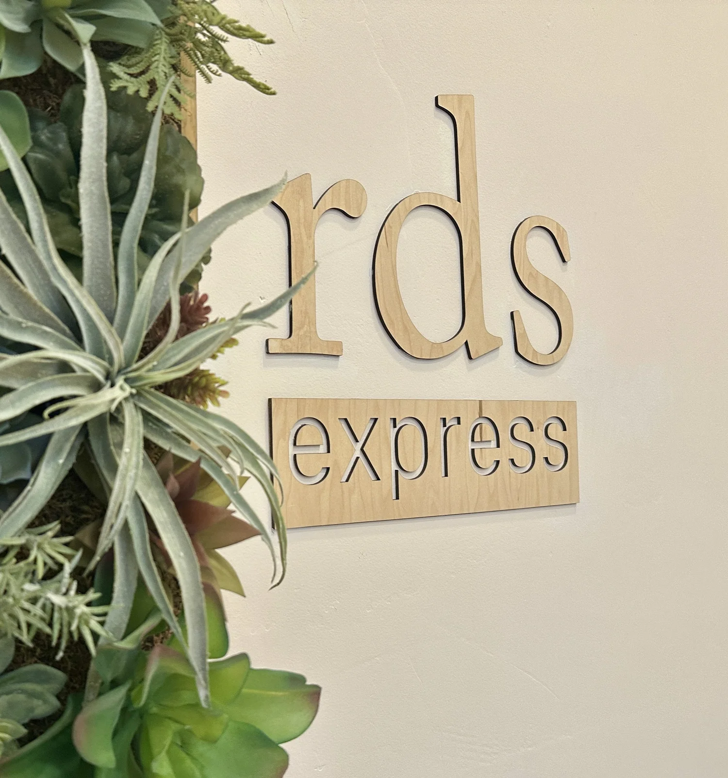 RDS EXPRESS — Rockridge Day Spa