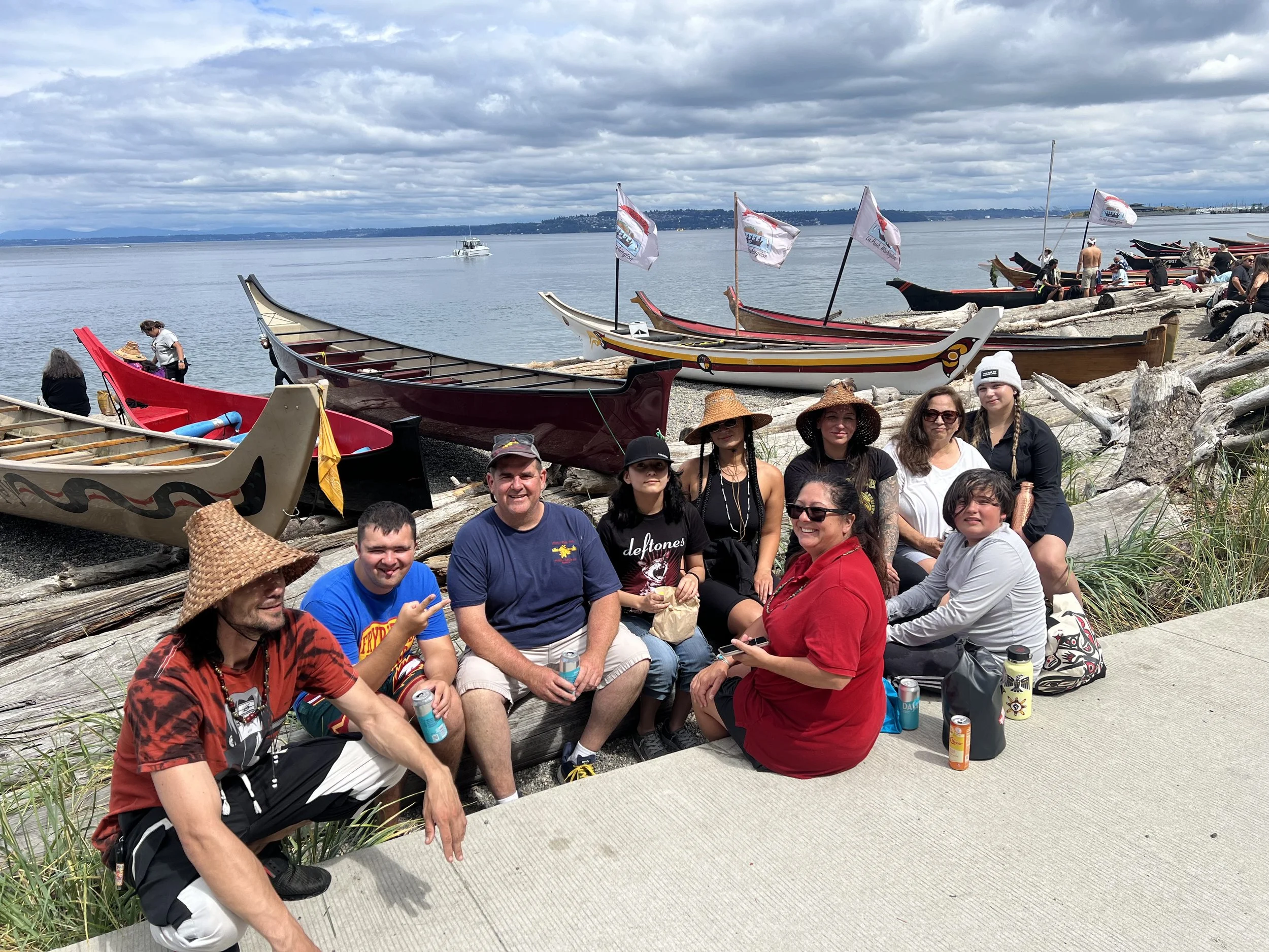 Canoe Journey — Duwamish Tribe