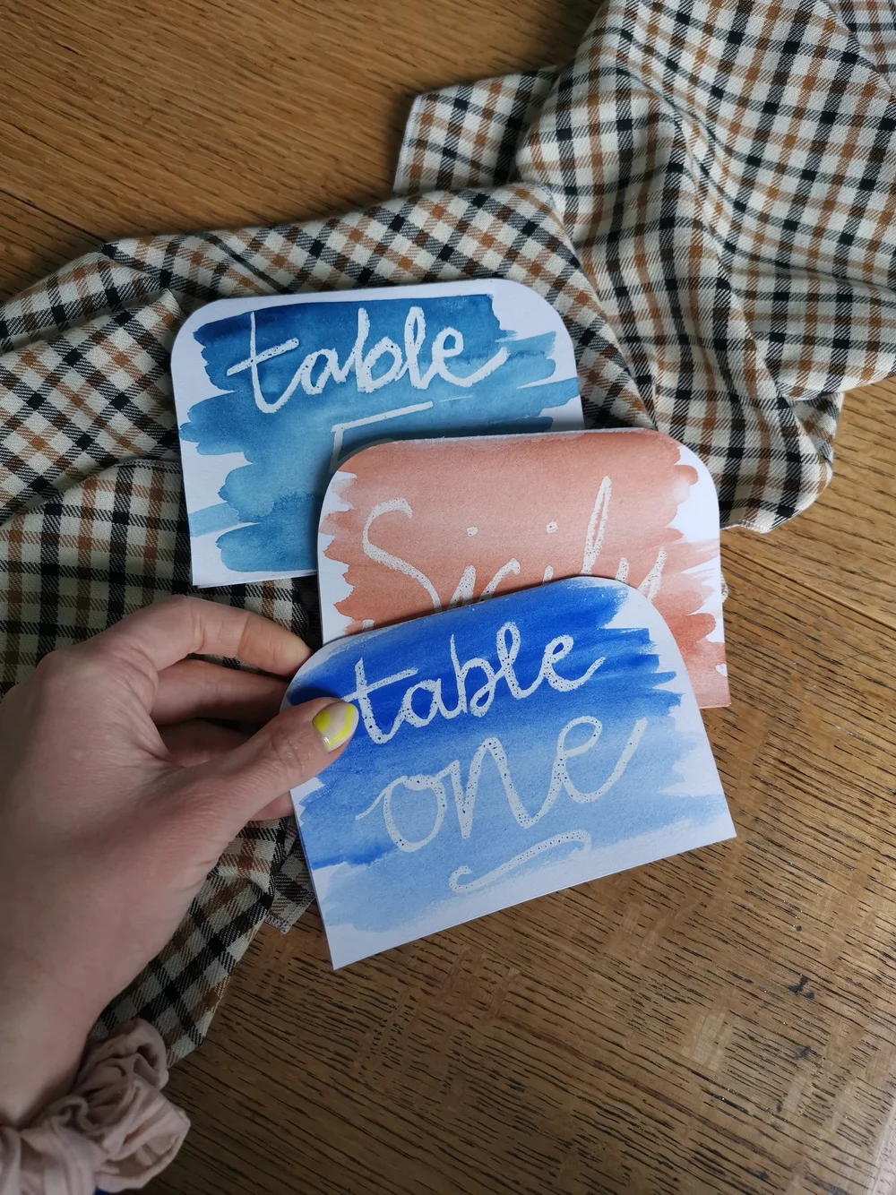 Make your own table name signs — Webb and Farrer - Flower Workshops ...