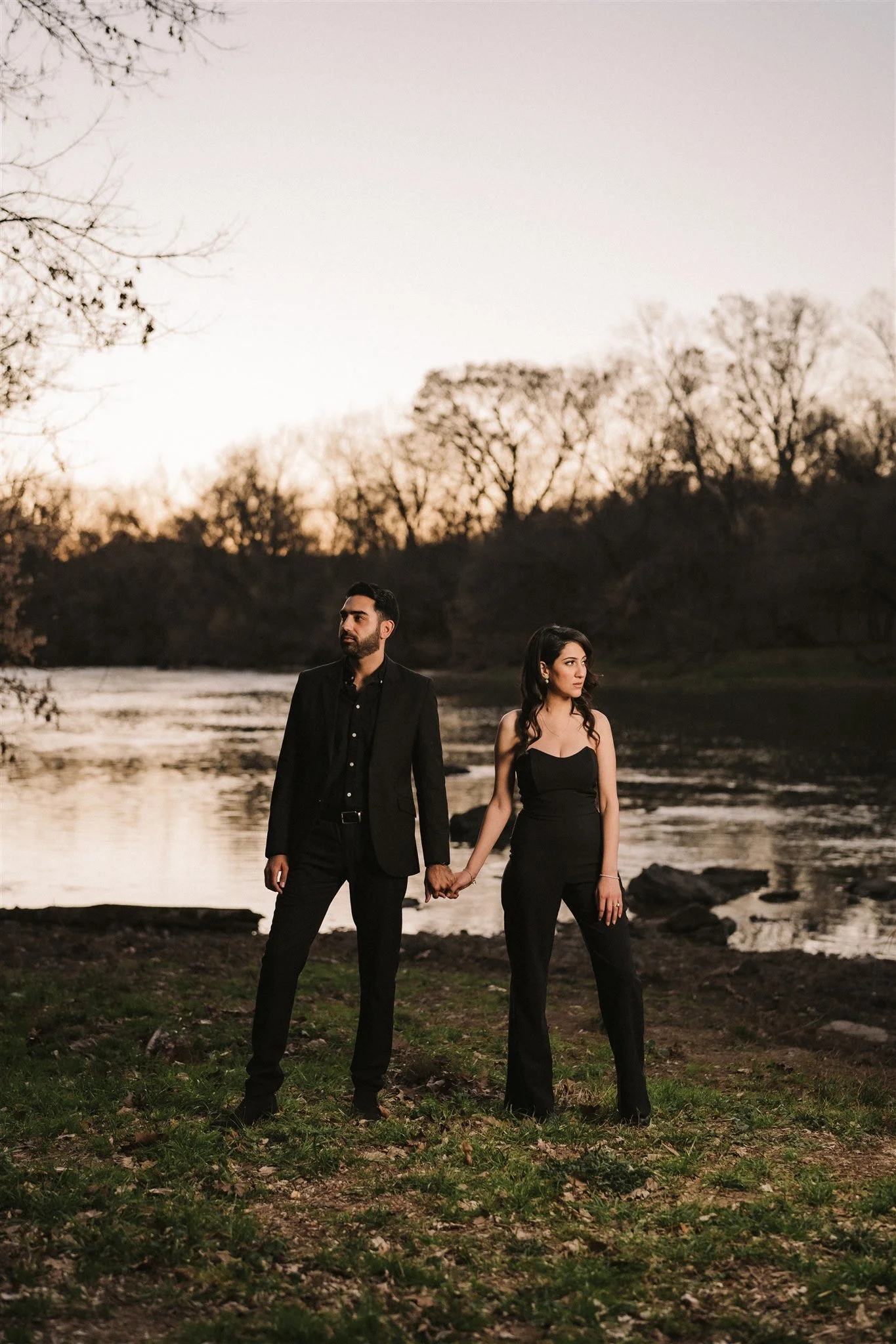 Heating up Engagement Photos | Tips for Evening Night Time Engagement ...