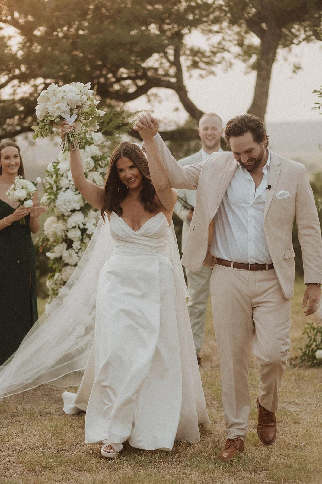 Casual Chic June wedding at Shiraz Garden | Karsyn and Tyler’s white ...
