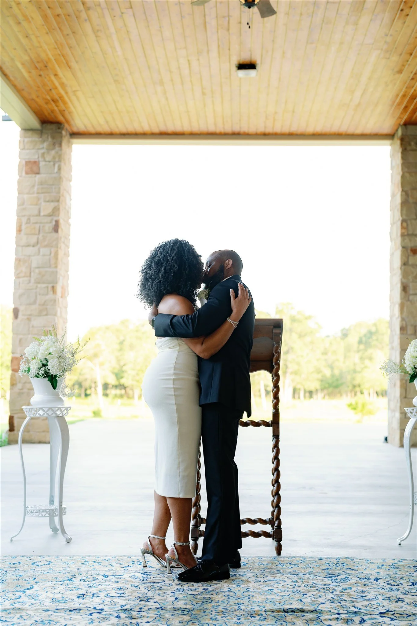 Eloping in Austin with Epic Photos: Why Shiraz Garden is Perfect for ...