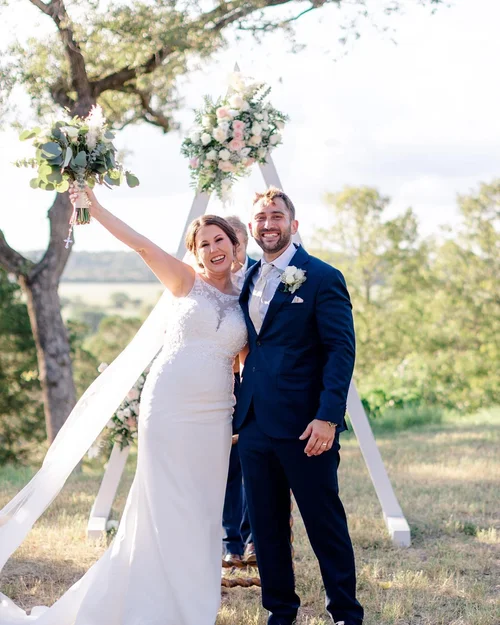 September hill country wedding - outdoor ceremony and dancing under the ...