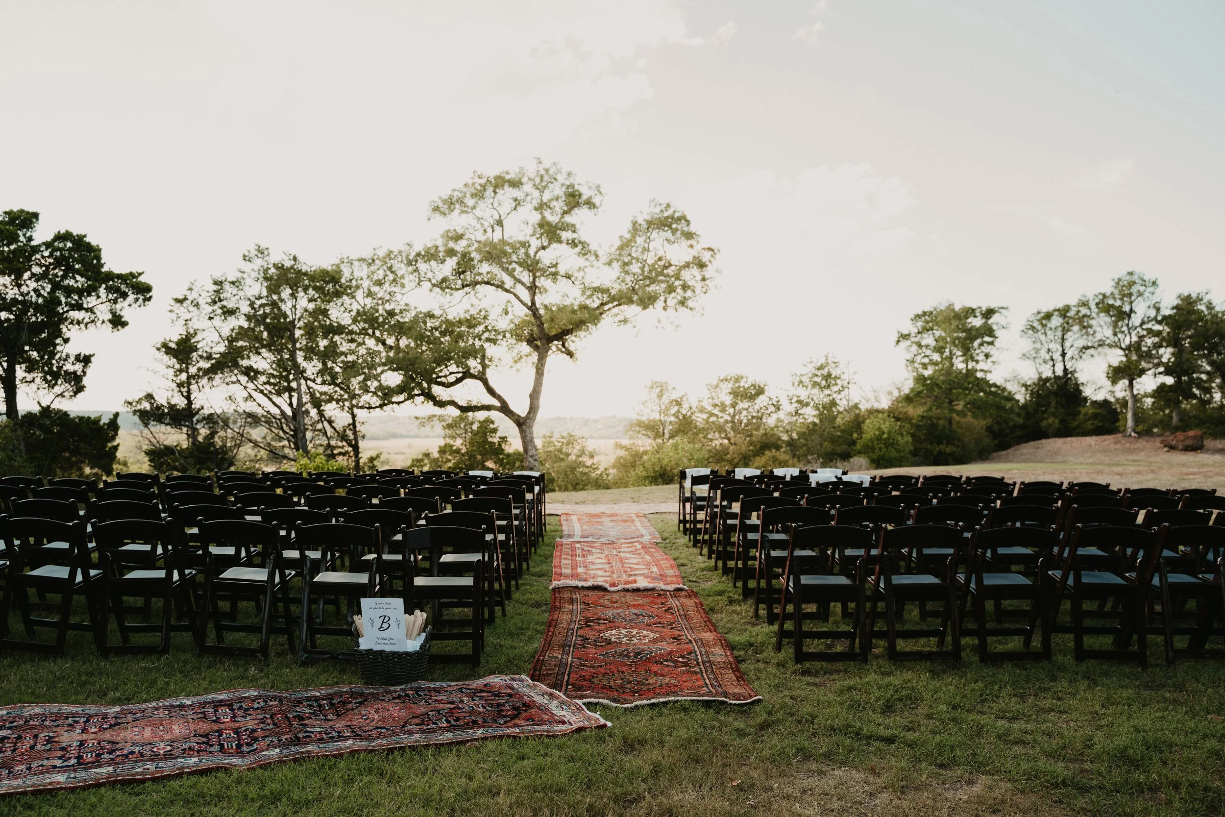 September Wedding with Champagne and whites: Shiraz Garden, Bastrop, TX ...