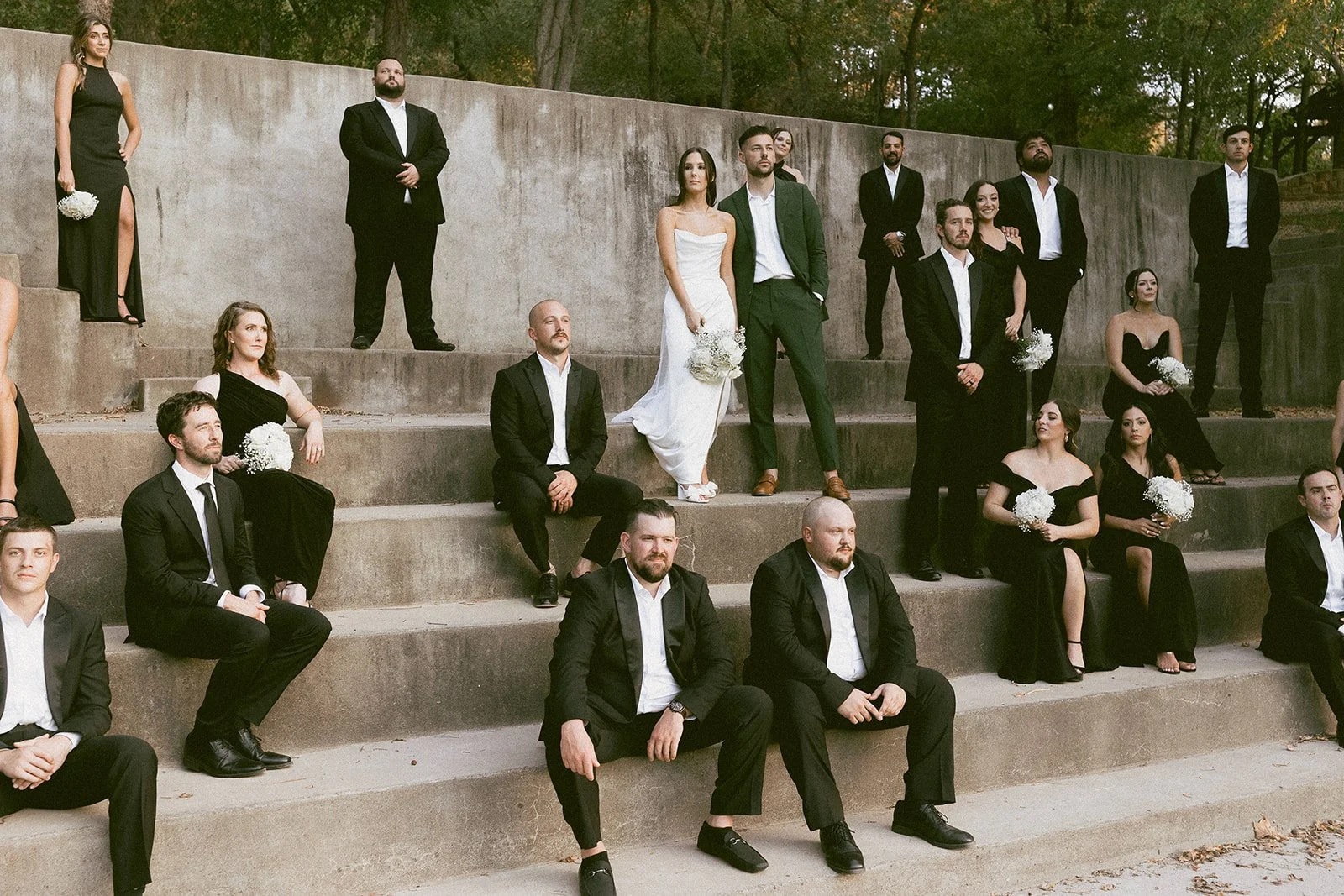 Sophisticated Outdoor Wedding Central Texas - Sleek and Timeless ...
