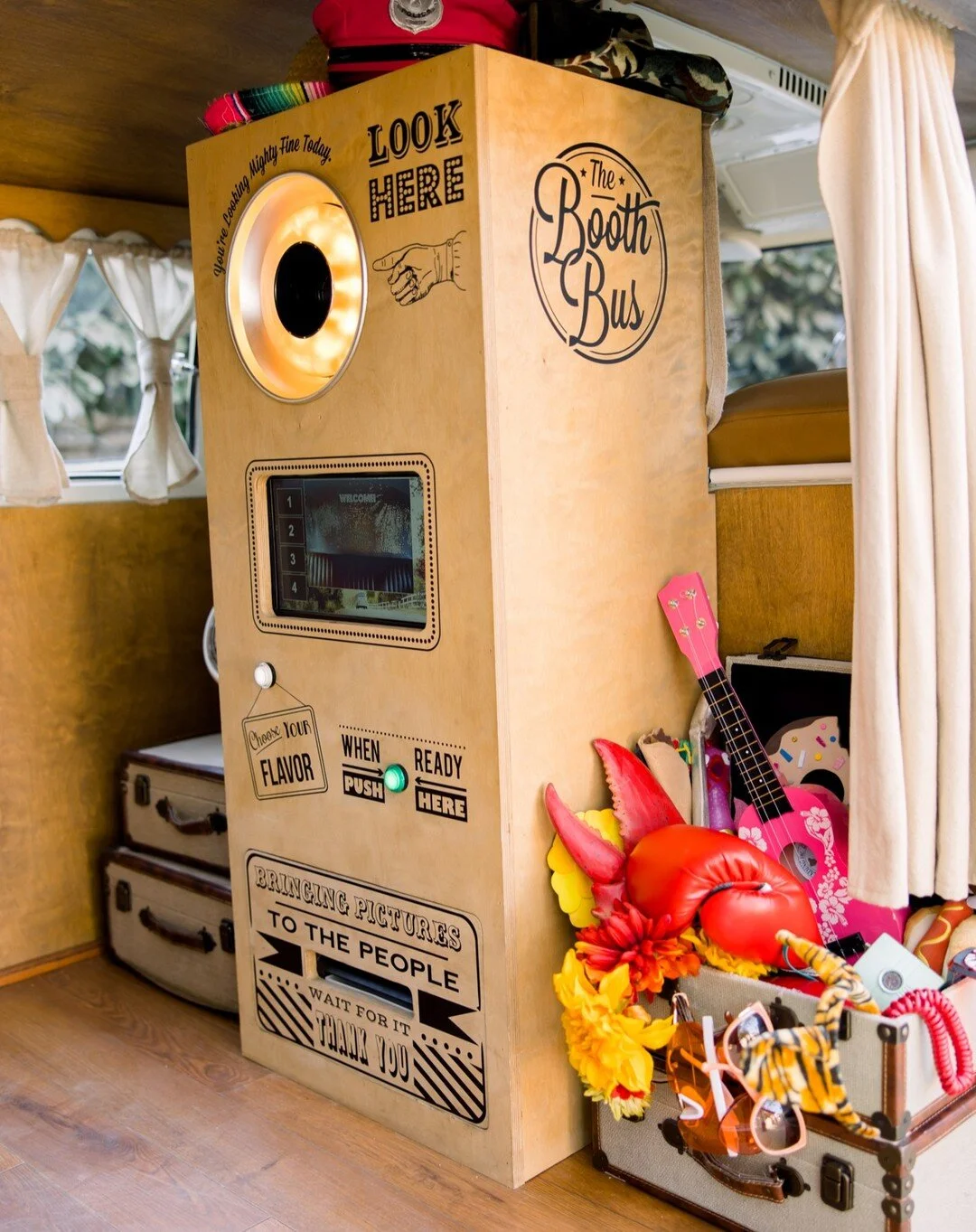 Inquire — The Booth Bus