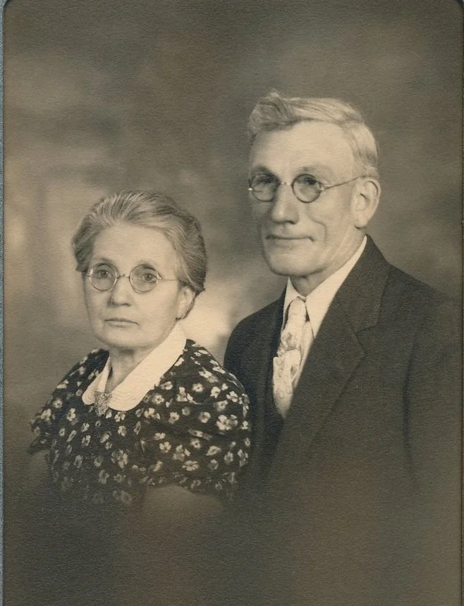 Klos, Fred and Minnie (Clark) — Lamb & Eivins Ancestry
