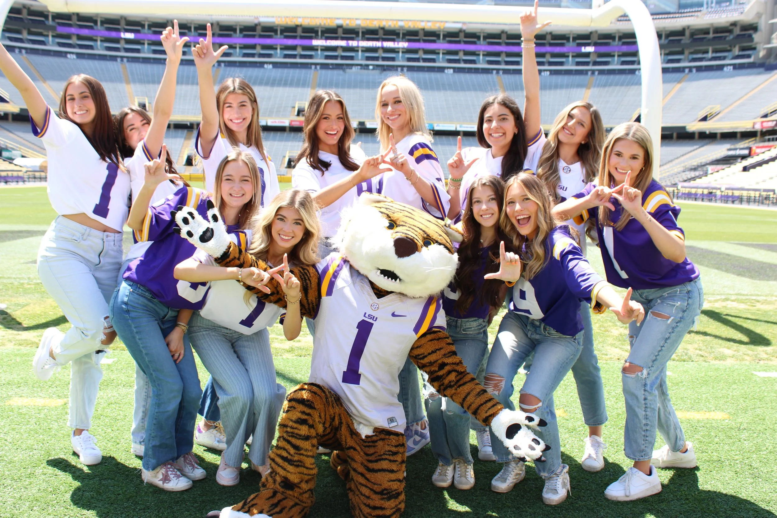 Delta Zeta History — Delta Zeta