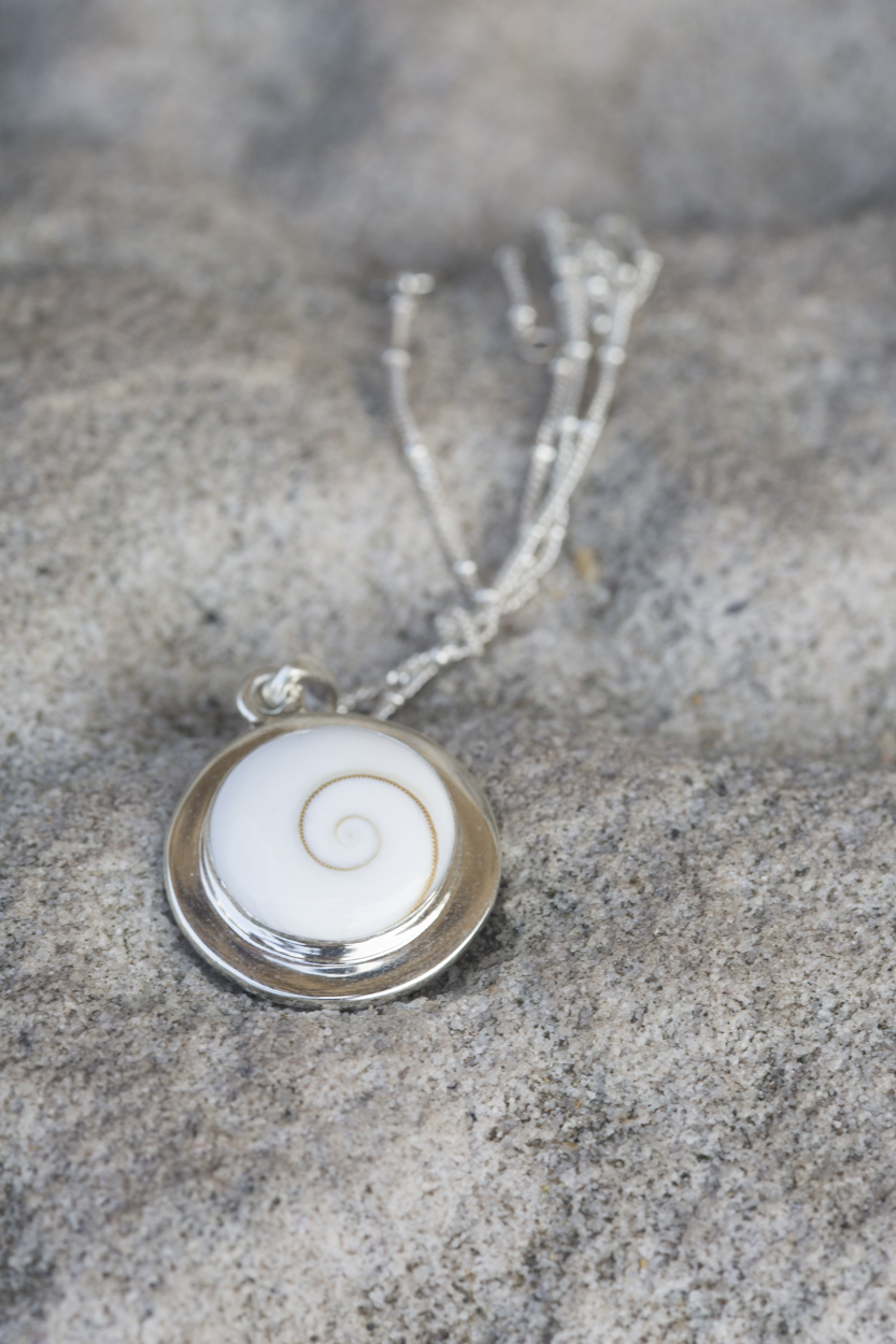 Catriona Byrne : Shell Jewellery