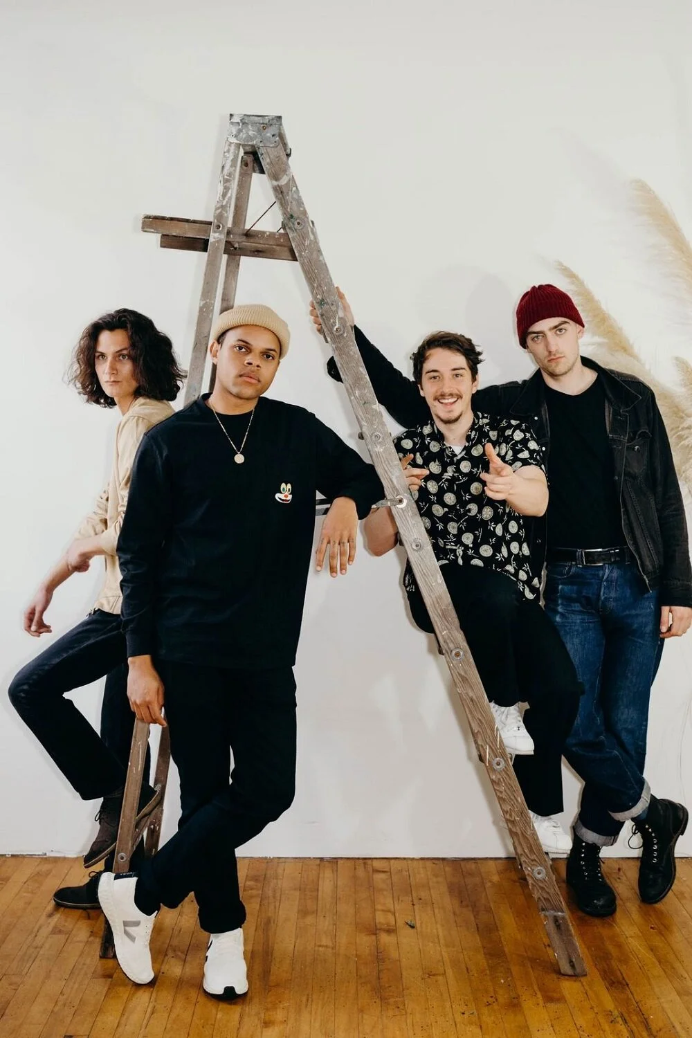 Same Girls' Oakland empire — Week in Pop