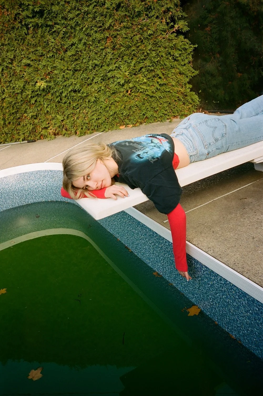 PREMIERE | dee holt, "Nobody Like You" — Week in Pop