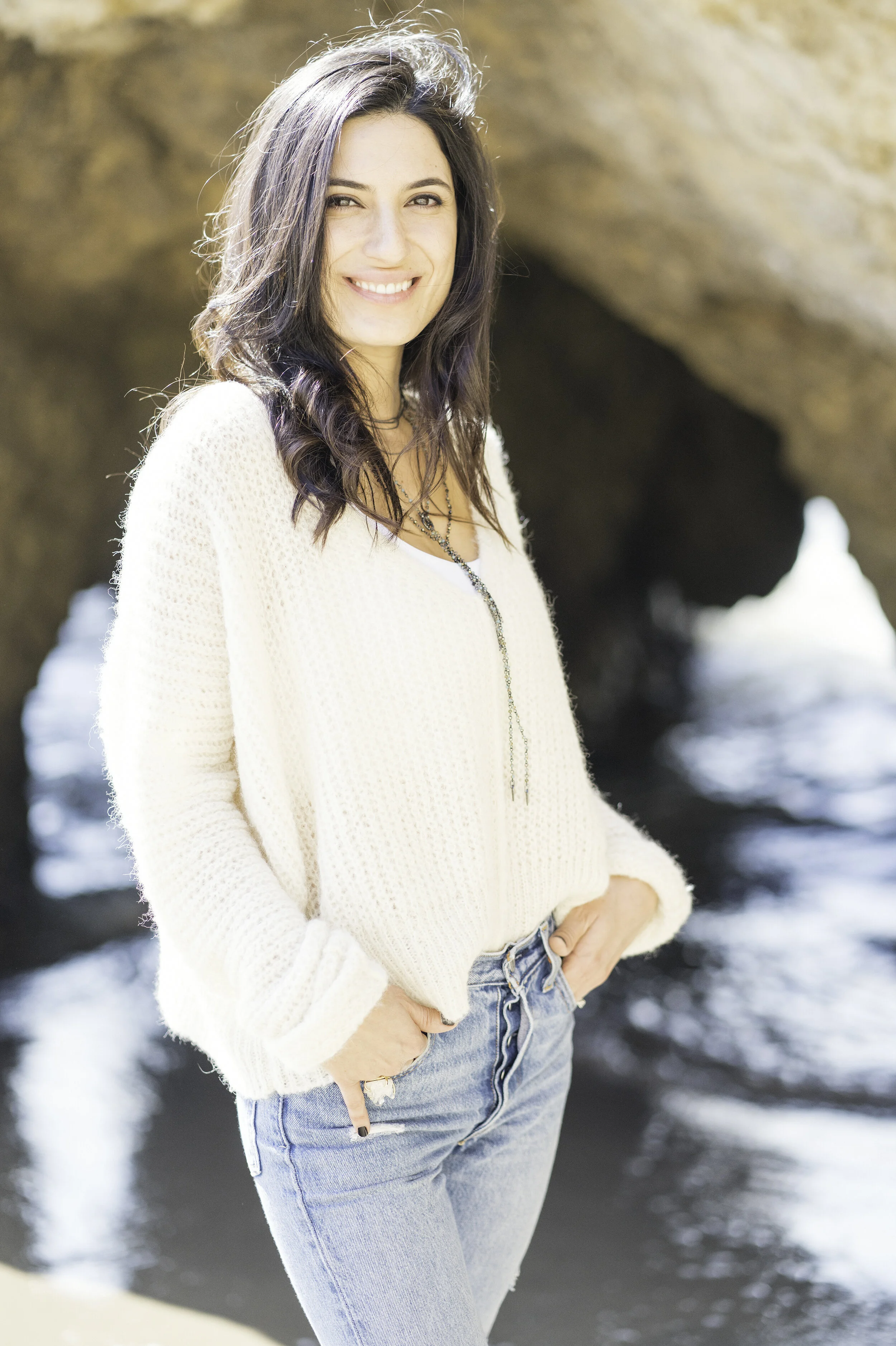 Hello Face | About Katia