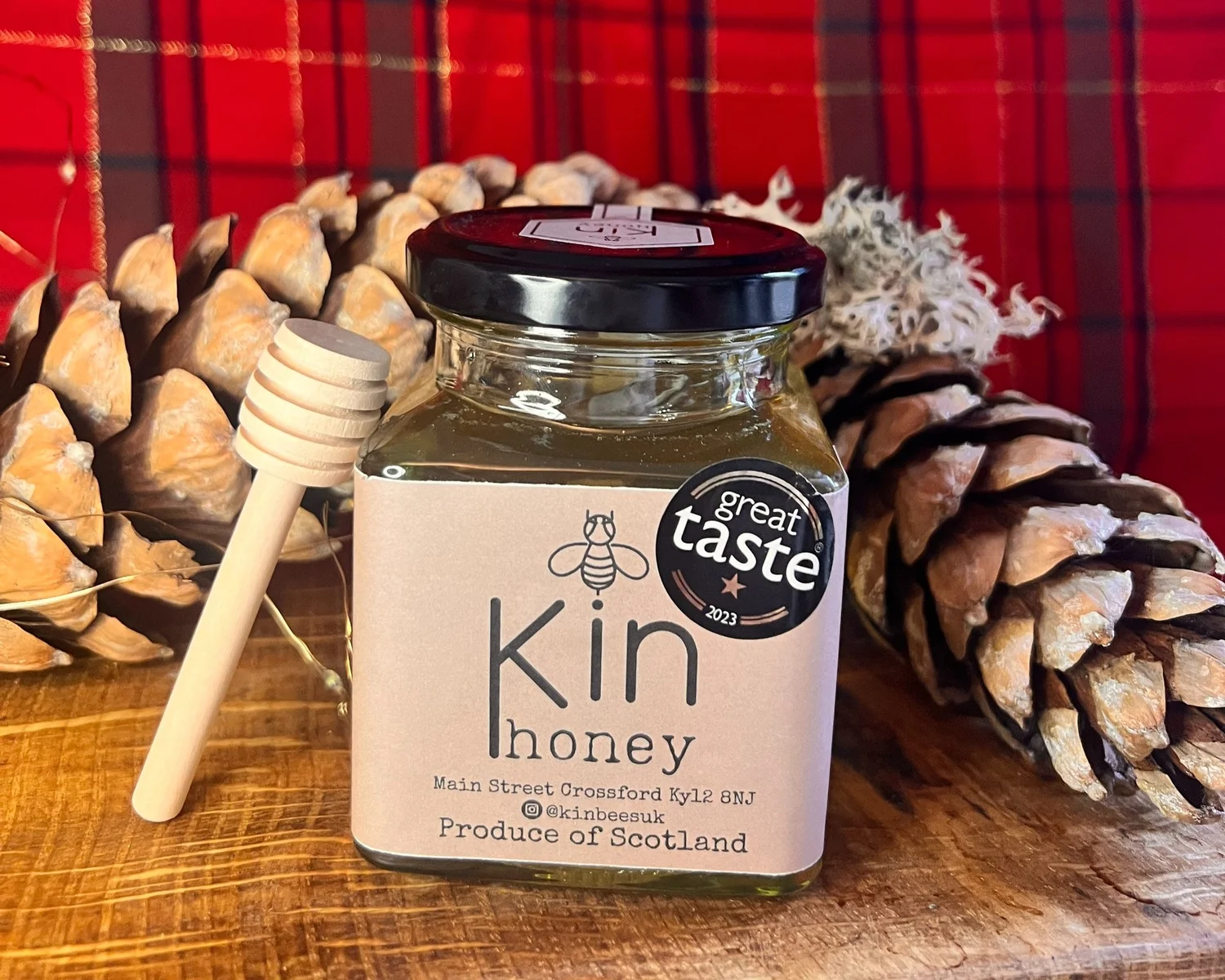 Award Winning Honey - Kin Bees - Beekeeping Experience - hive sponsorship