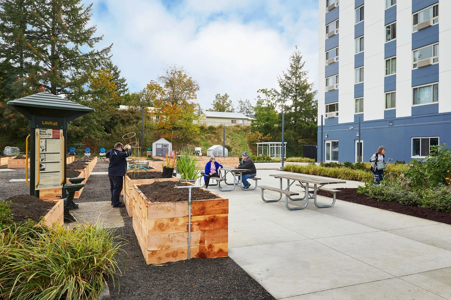 Hillside Manor — Housing Development Center