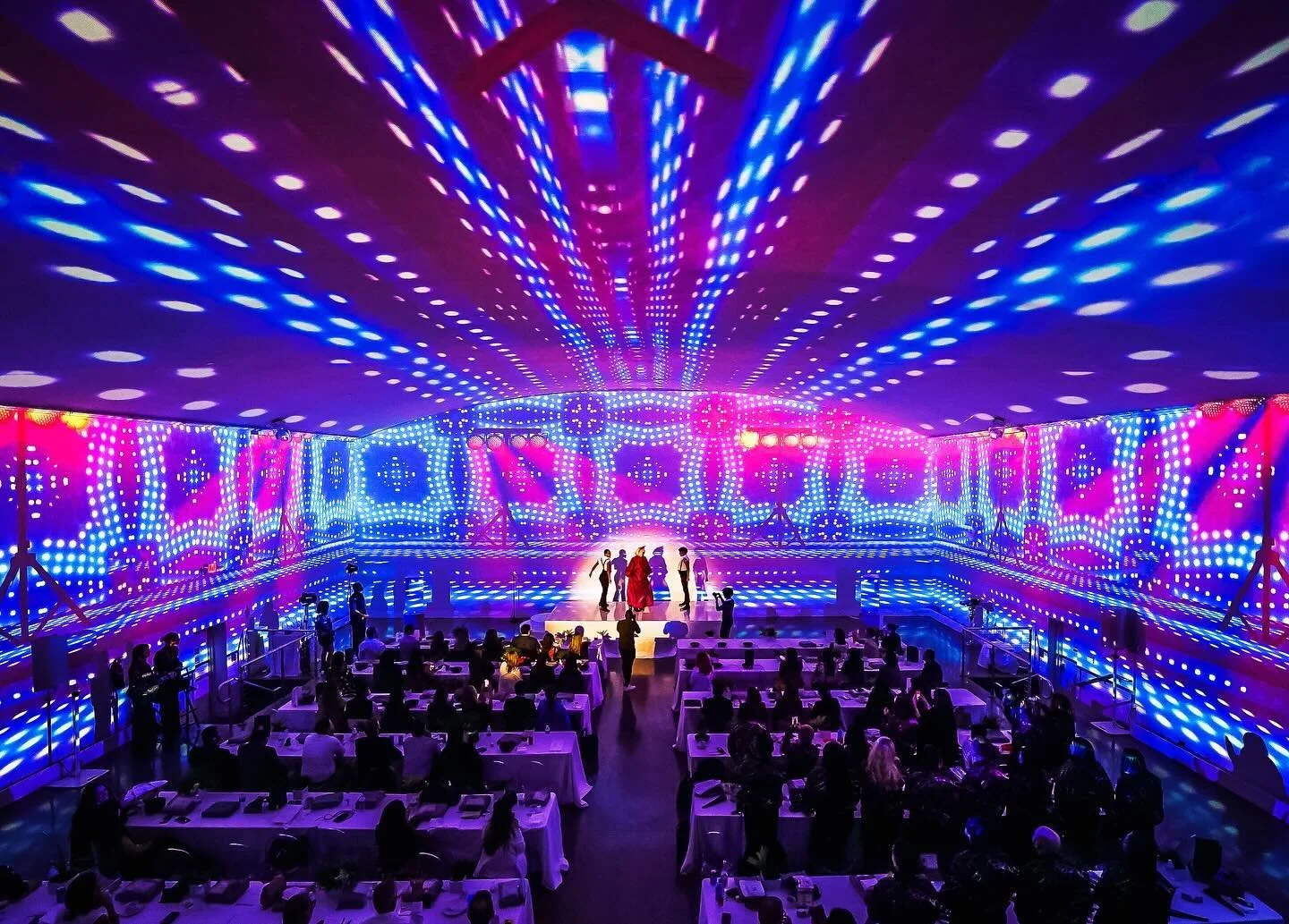 Incredible Projection Mapping Technology with United Projection at The ...