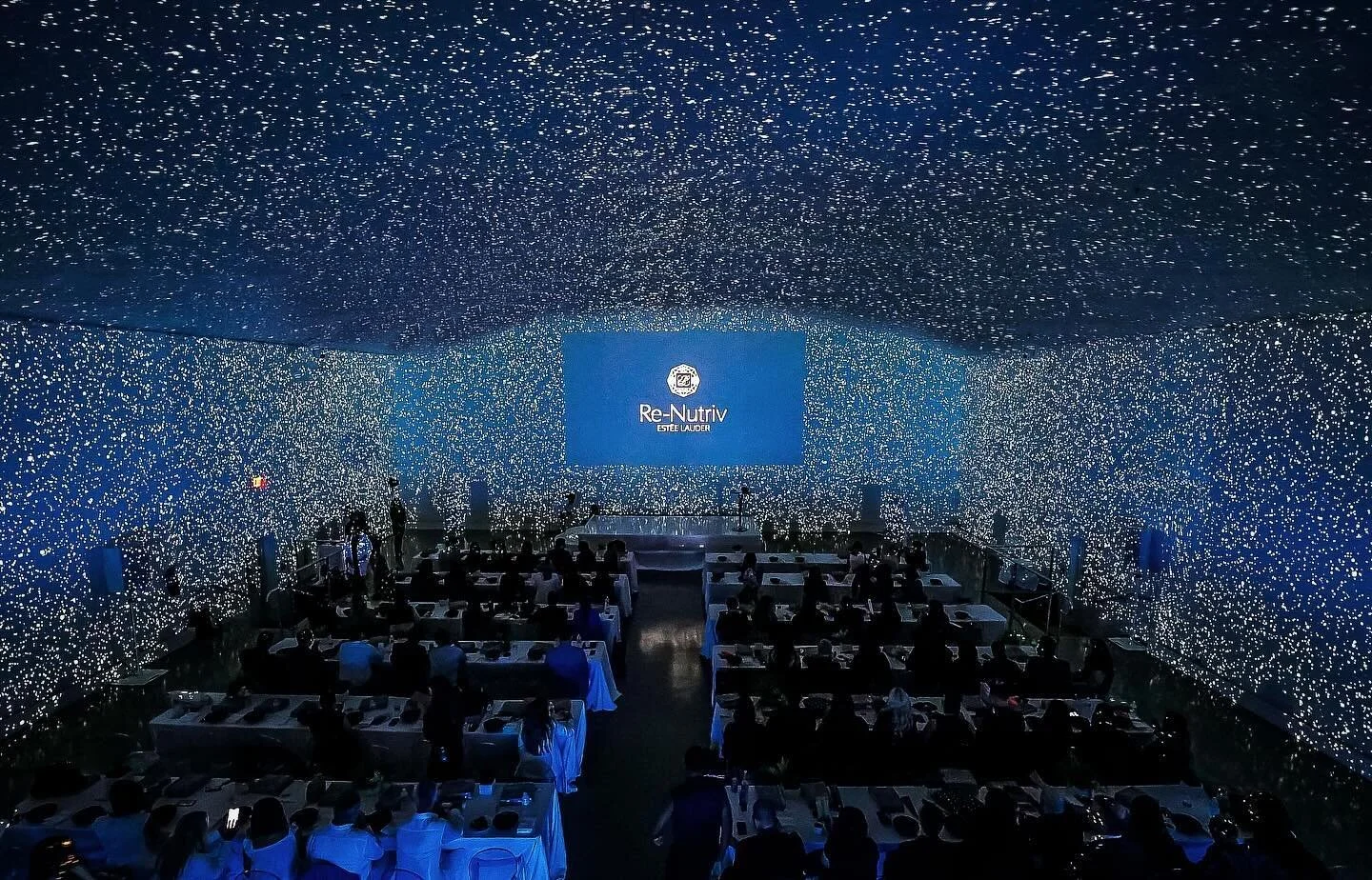 Incredible Projection Mapping Technology with United Projection at The ...