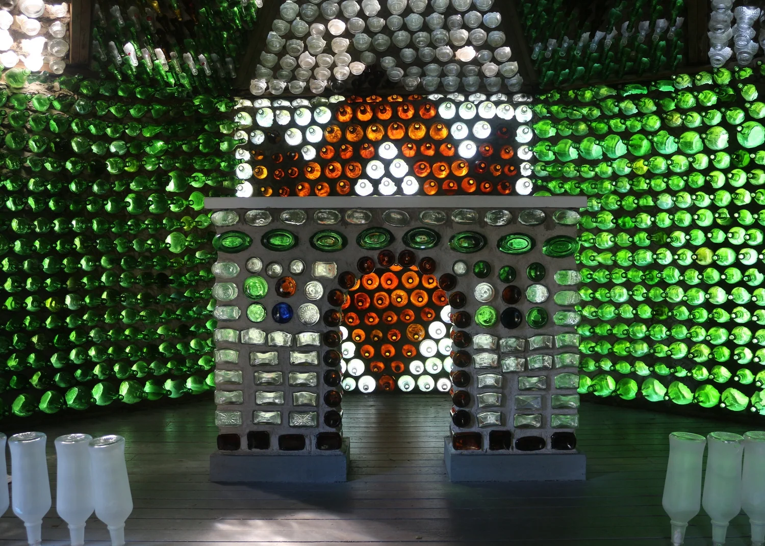 Bottle Houses and Gardens - Maisons de bouteilles et Jardins — About ...