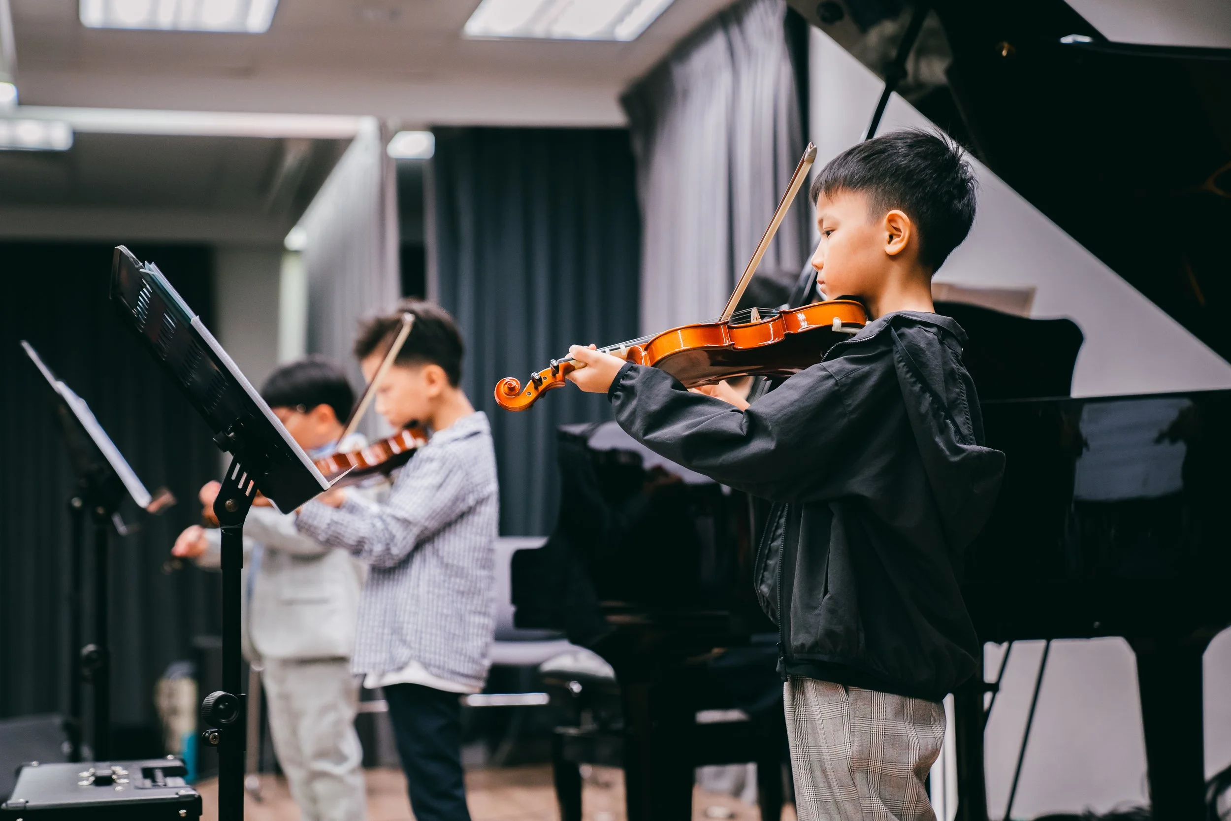 Violin Teacher Singapore | Violin Lessons for Kids & Adults in ...