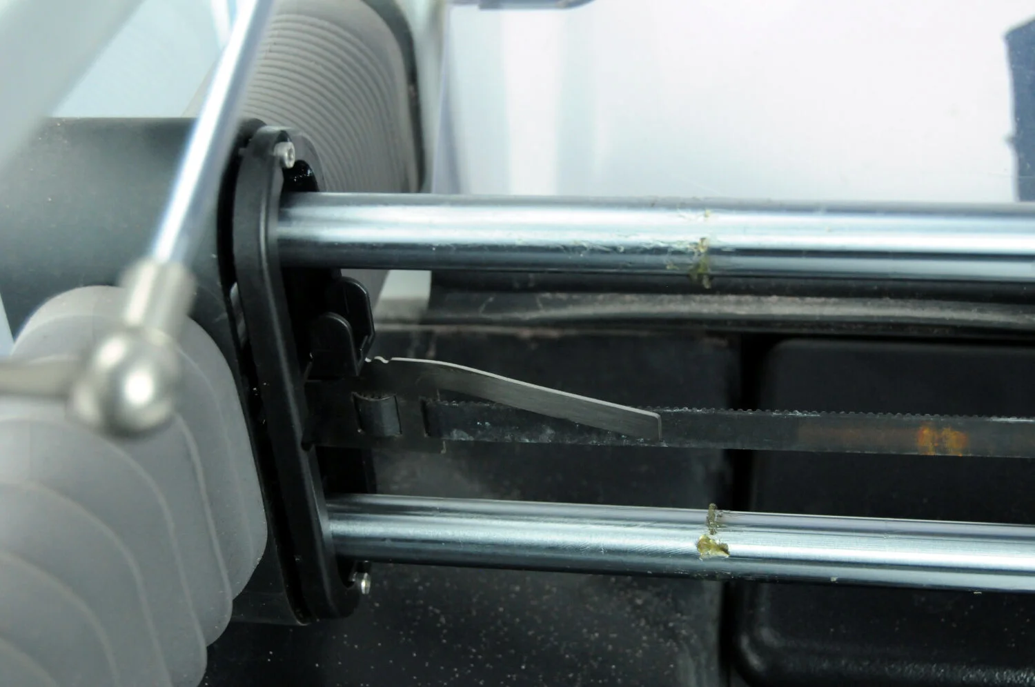 Adjusting the Limit Flag Stop — WAZER Support | The First Desktop Waterjet.